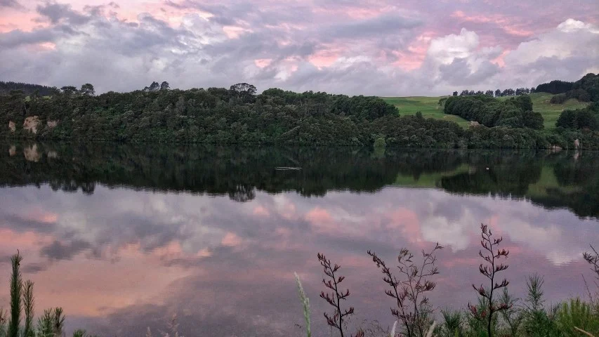 Beautiful lakes, breath-taking skies and a flat tyre – Waikato off the ...