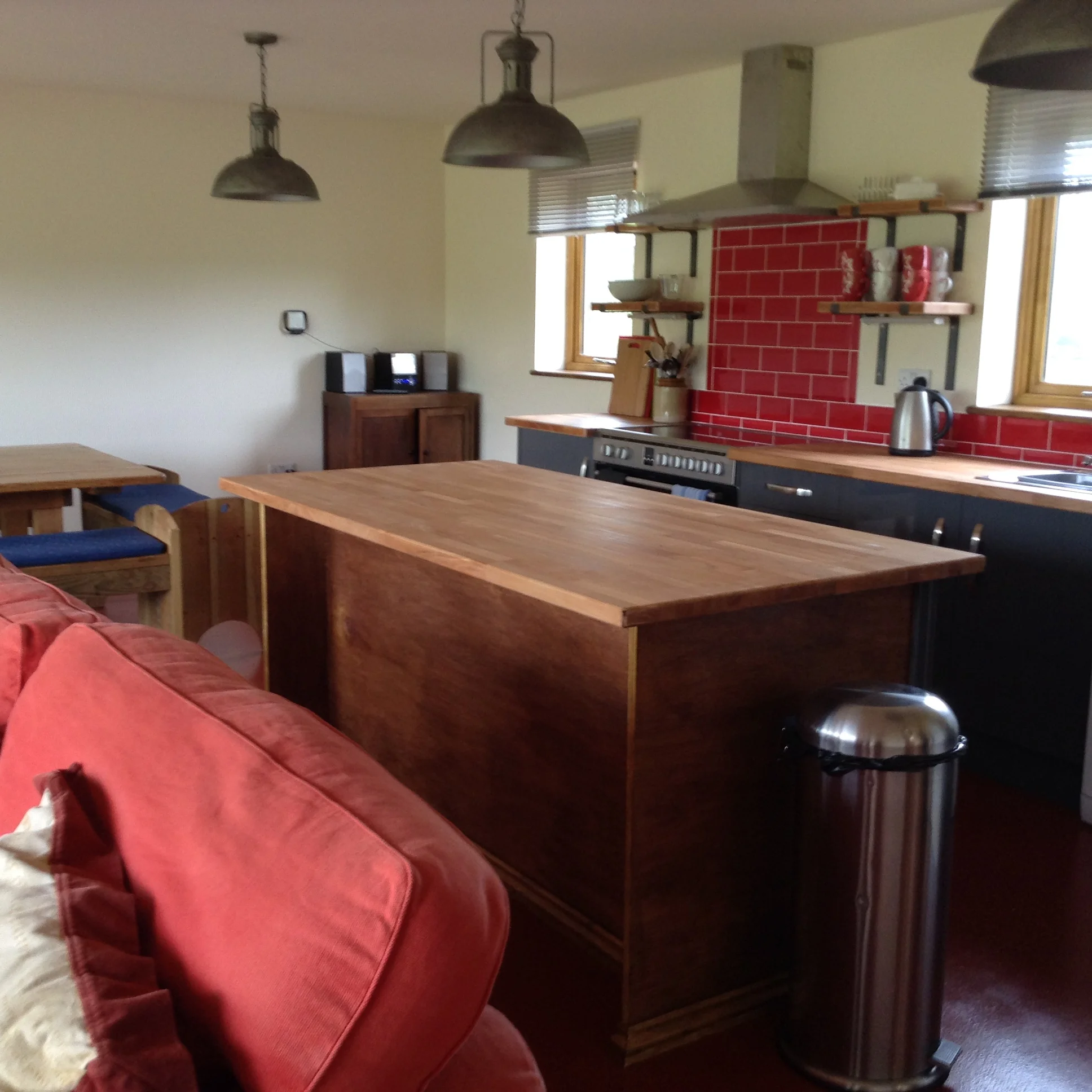 Hay Hostel - Outdoors@Hay Outdoors@Hay - Canoeing, Camping & Accommodation