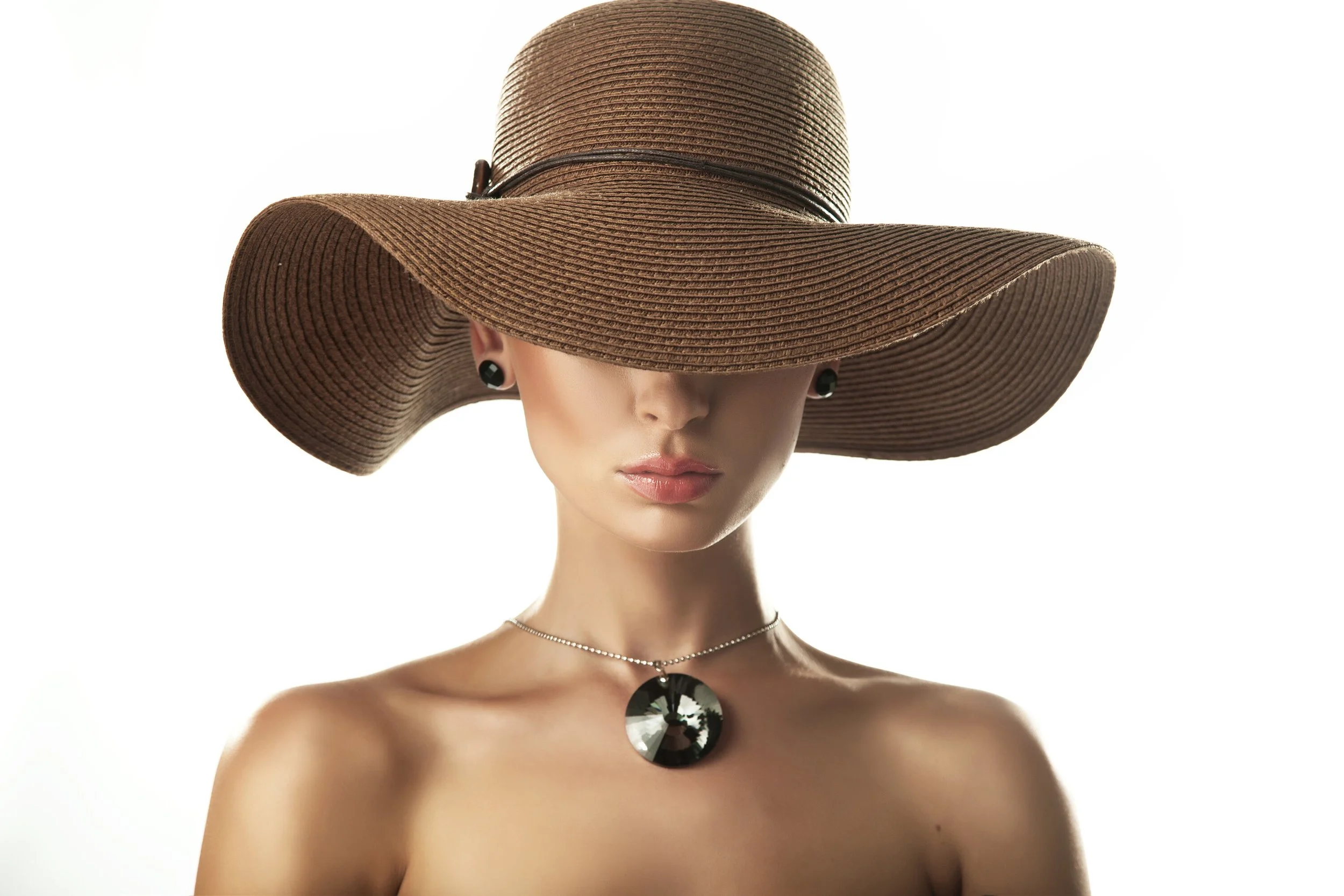 Lip 'n Skin - Be as natural as you want to be. We've got your skin covered!