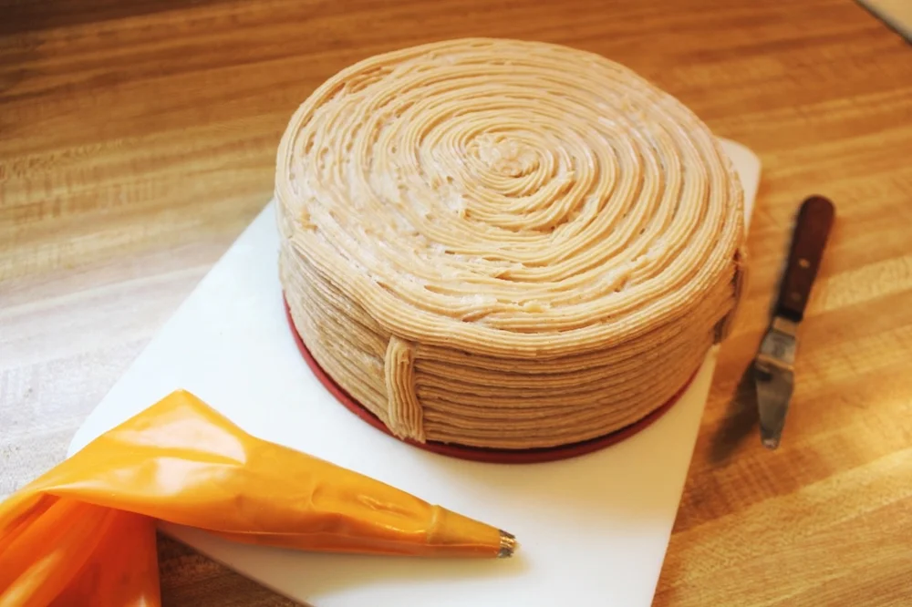 Ariela's Churro Pie Shell Piping Method — Real Baking with Rose