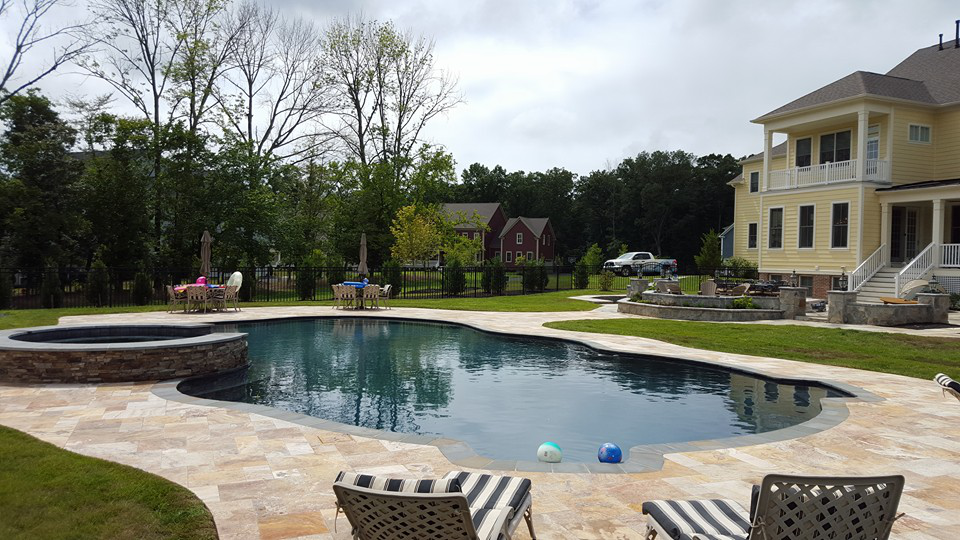 Choosing the Right Tanning Ledge: Types and Features