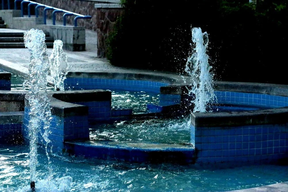 Custom Pool Fountain Ideas to Elevate Your Design