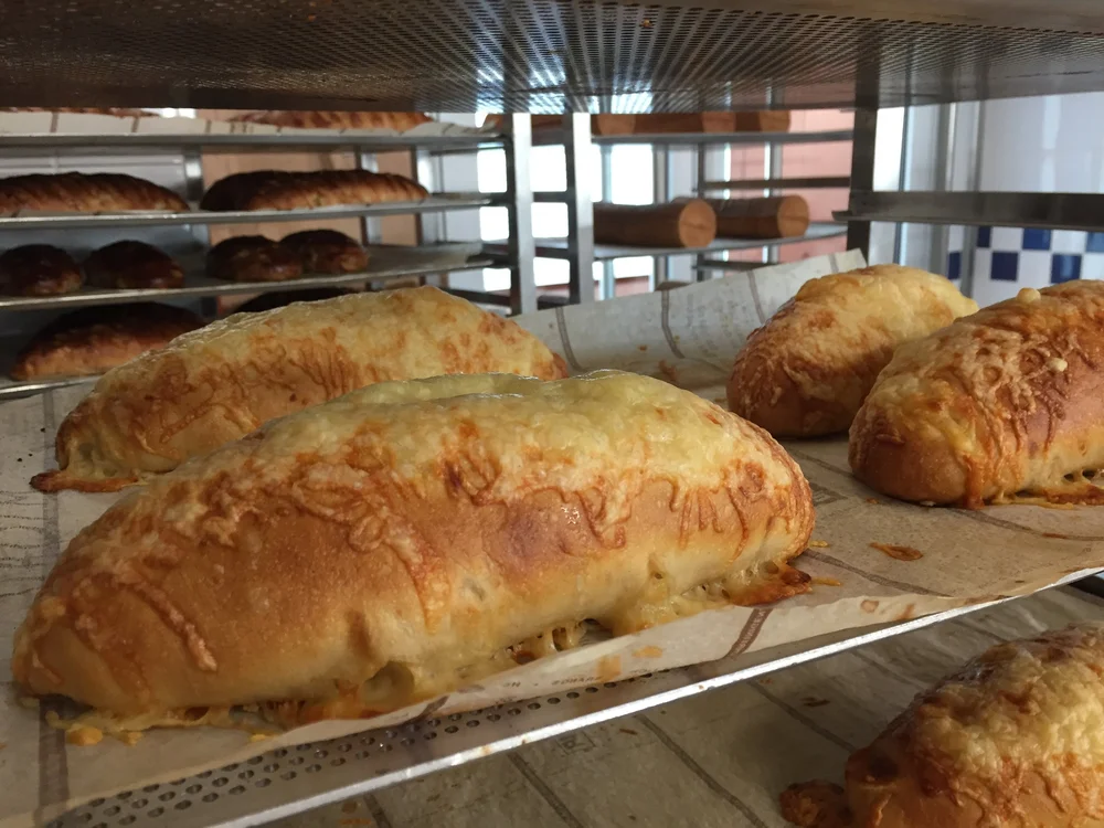 Baking bread in Paris — Baking with the French Tarte