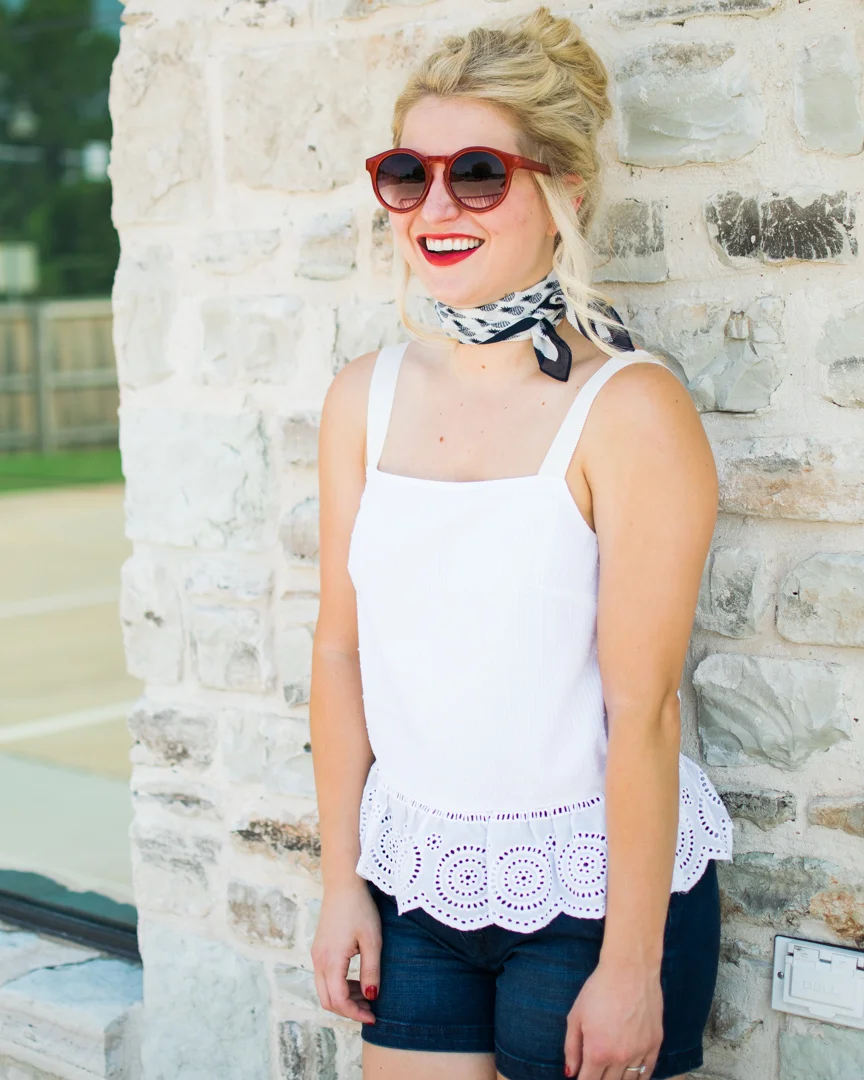 How to Tie a Bandana: Step-by-Step Tutorial + 3 Ways to Style — Mirror ...