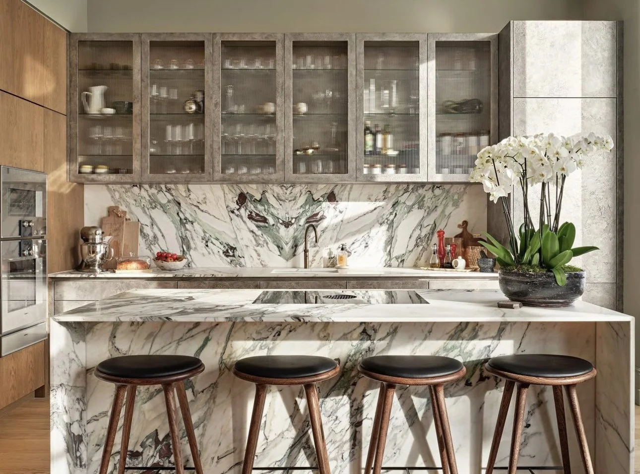 DECORATIVE ATELIER