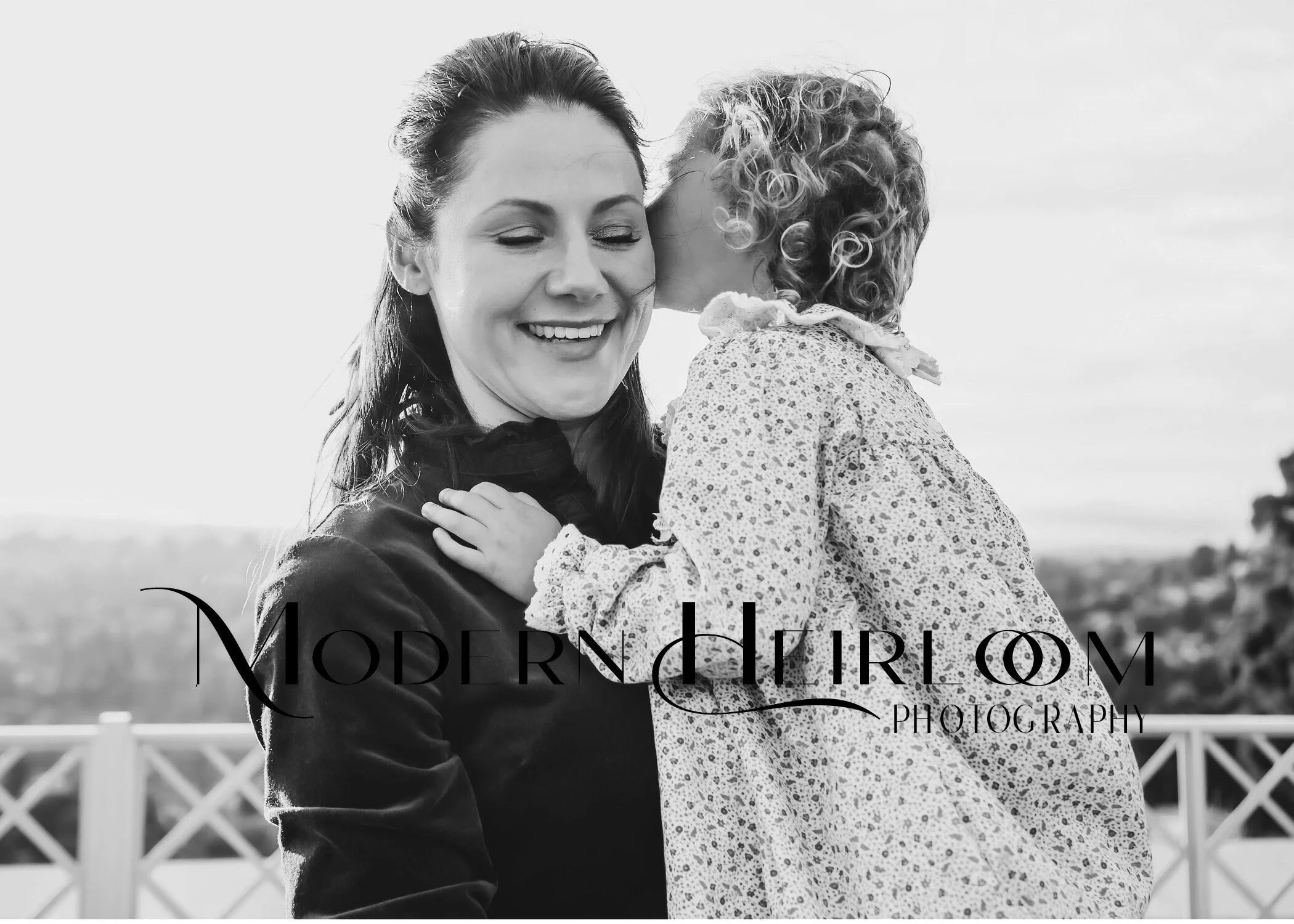 MODERN HEIRLOOM PHOTOGRAPHY