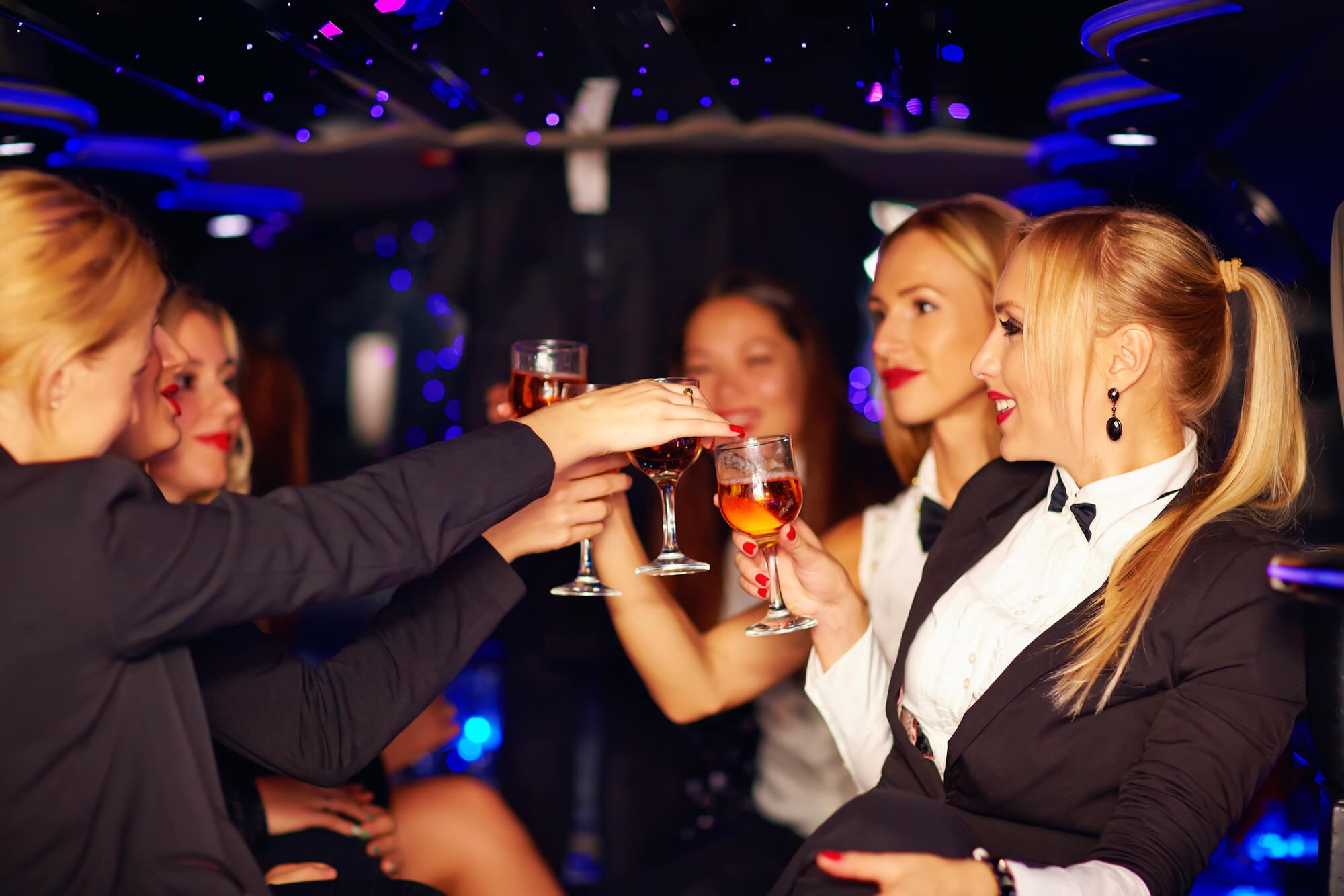 Top Notch Party Bus & Limousine Luxury Travel