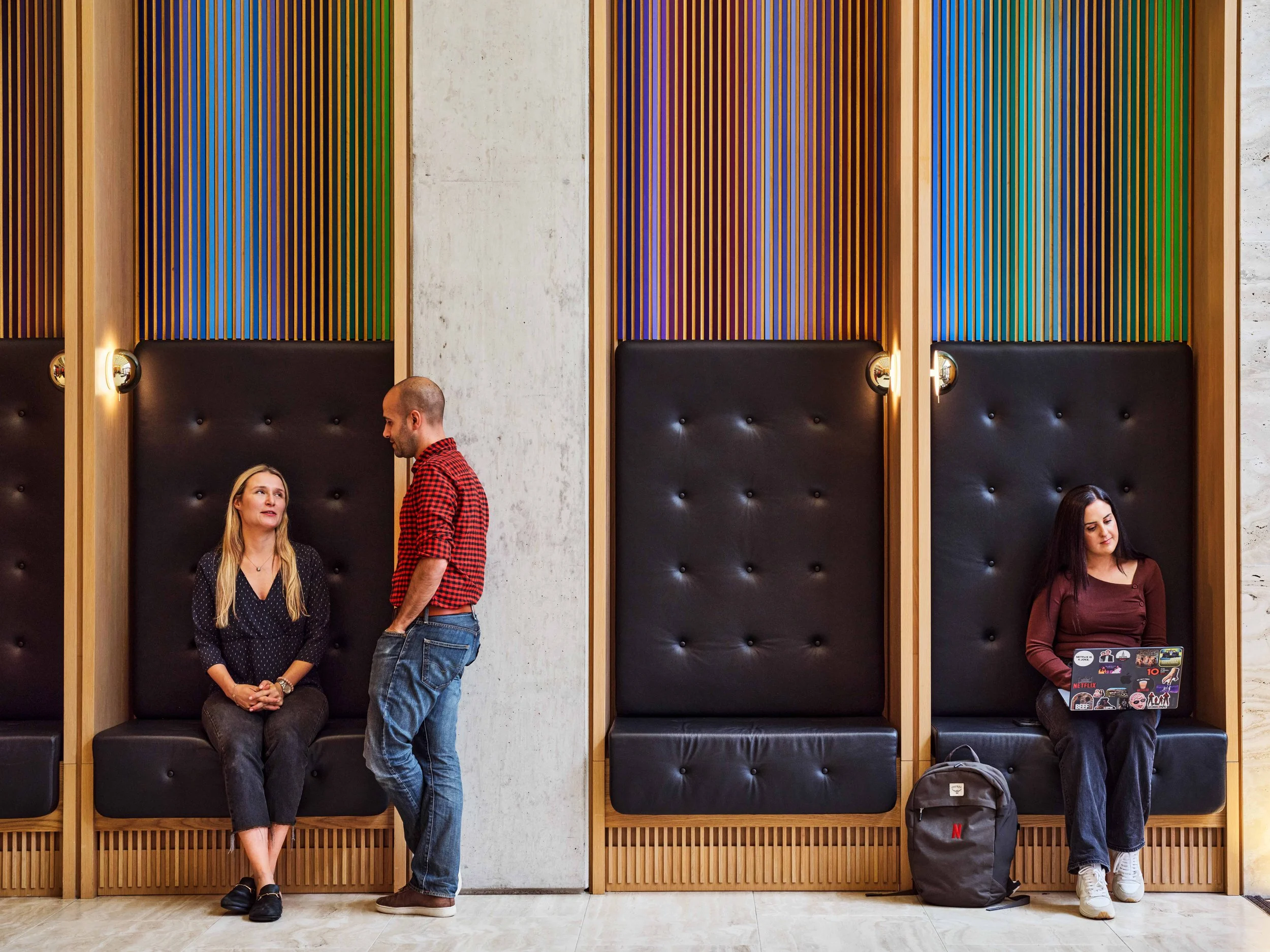 How Netflix Uses AI to Reinvent Its Business Model — The Future Factory ...