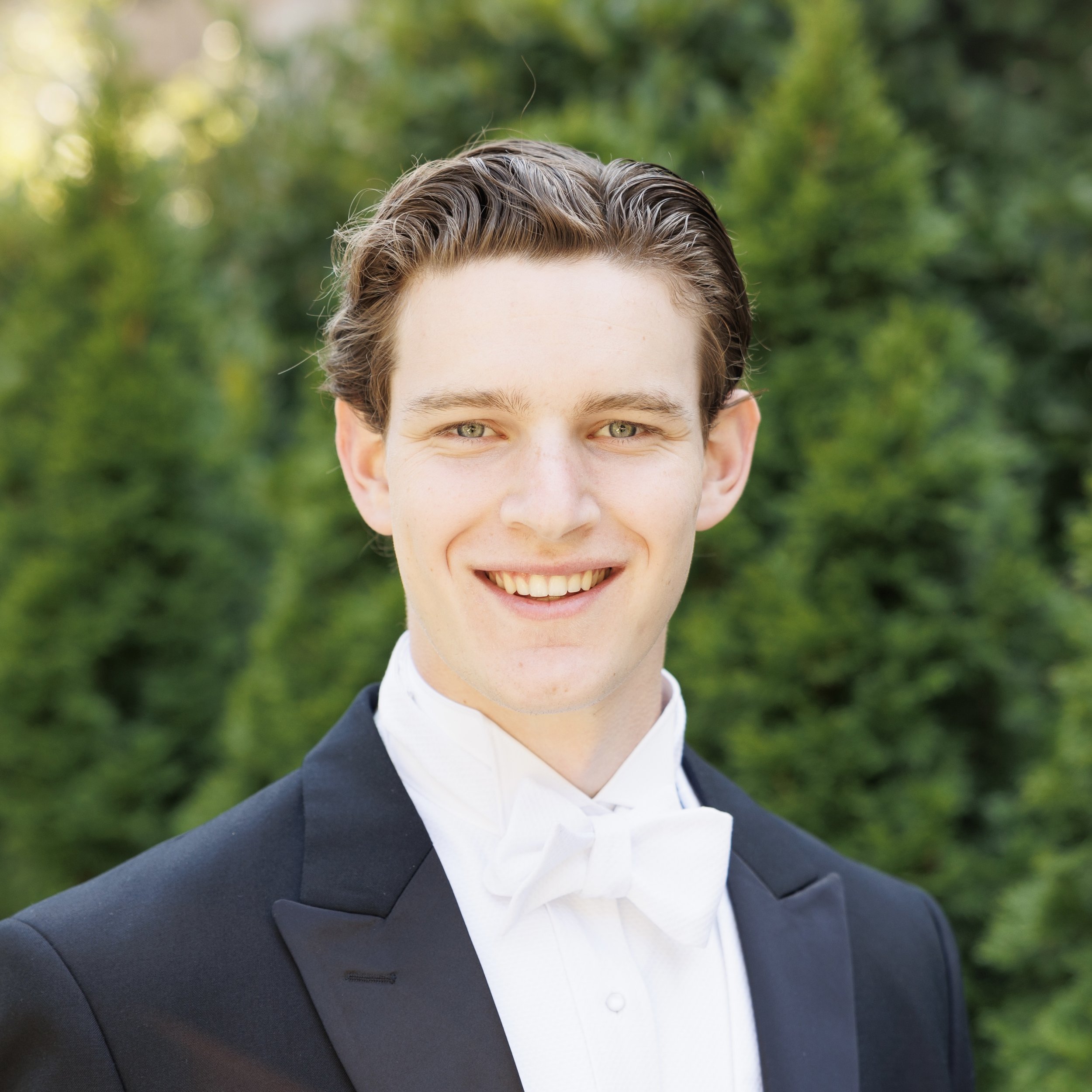 Meet the Whiffs — Whiffenpoofs