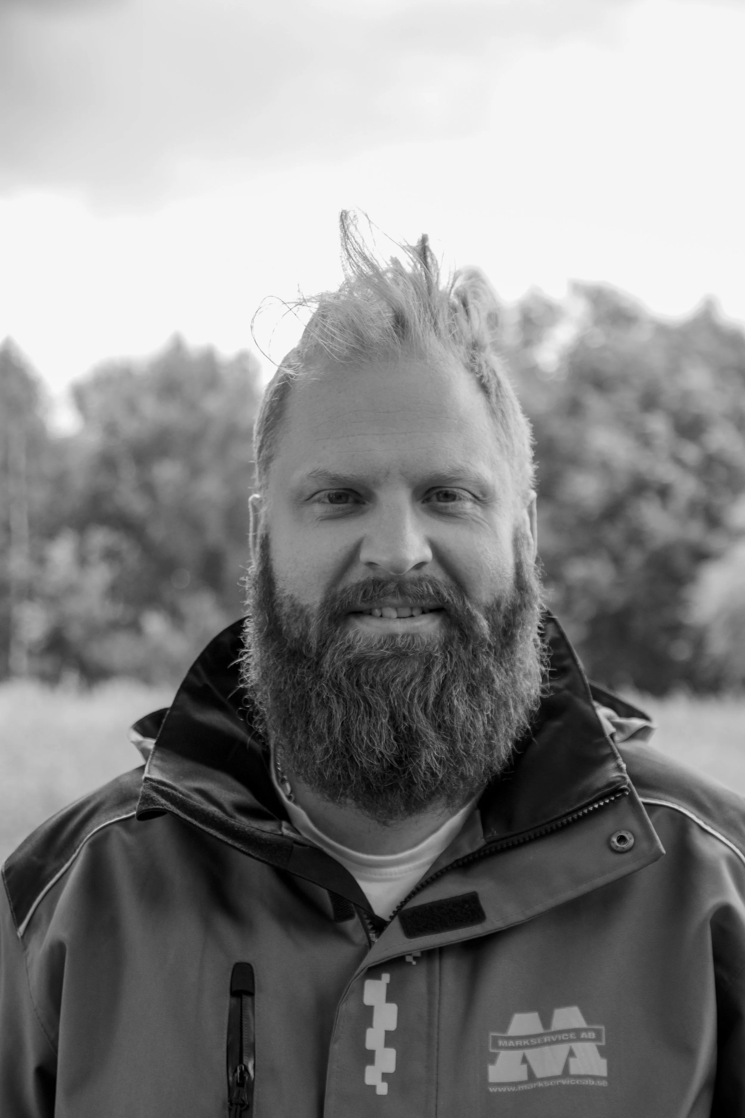 Kontakta oss — MARKSERVICE