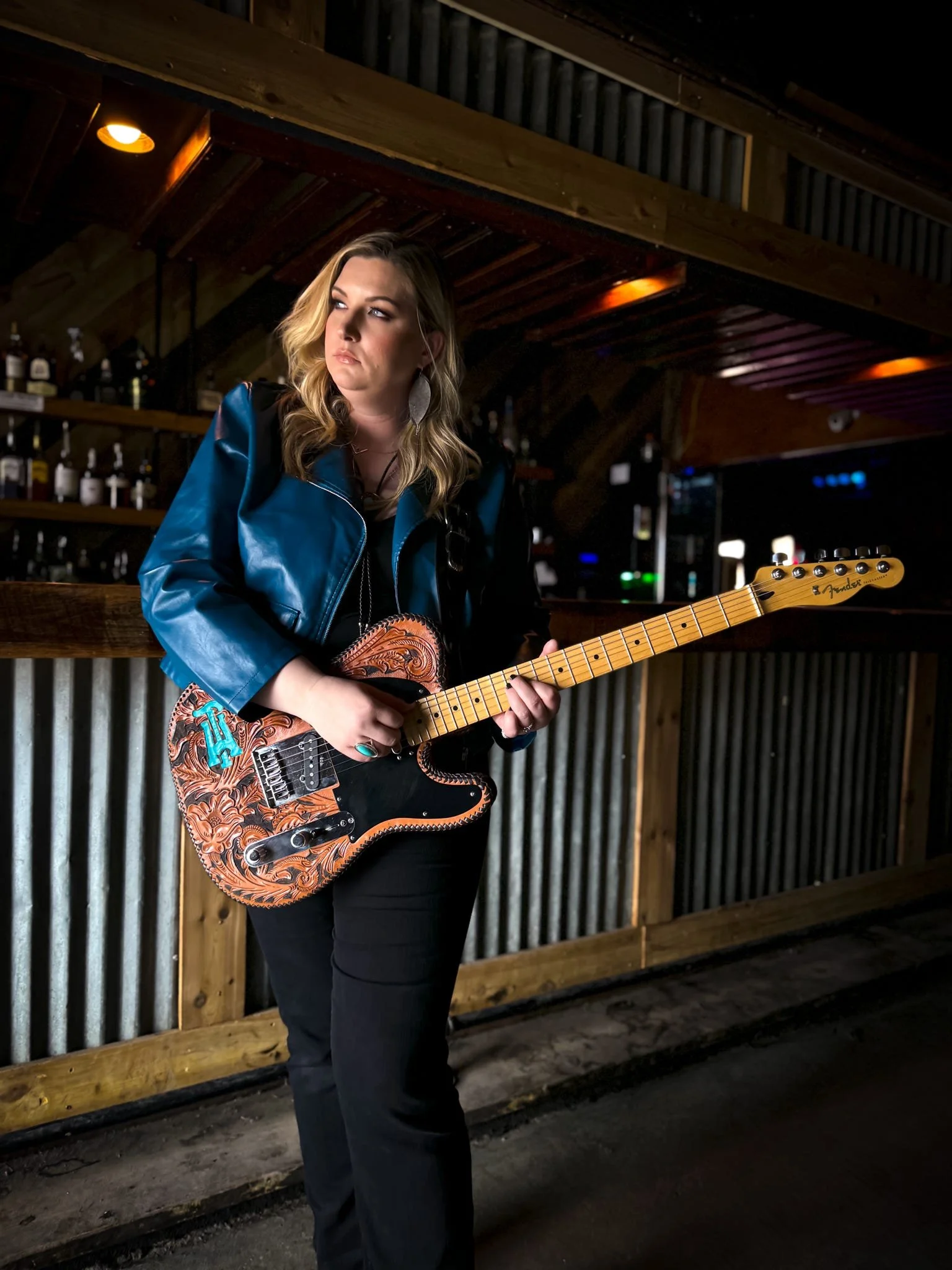 ASH TAYLOR | Official Website