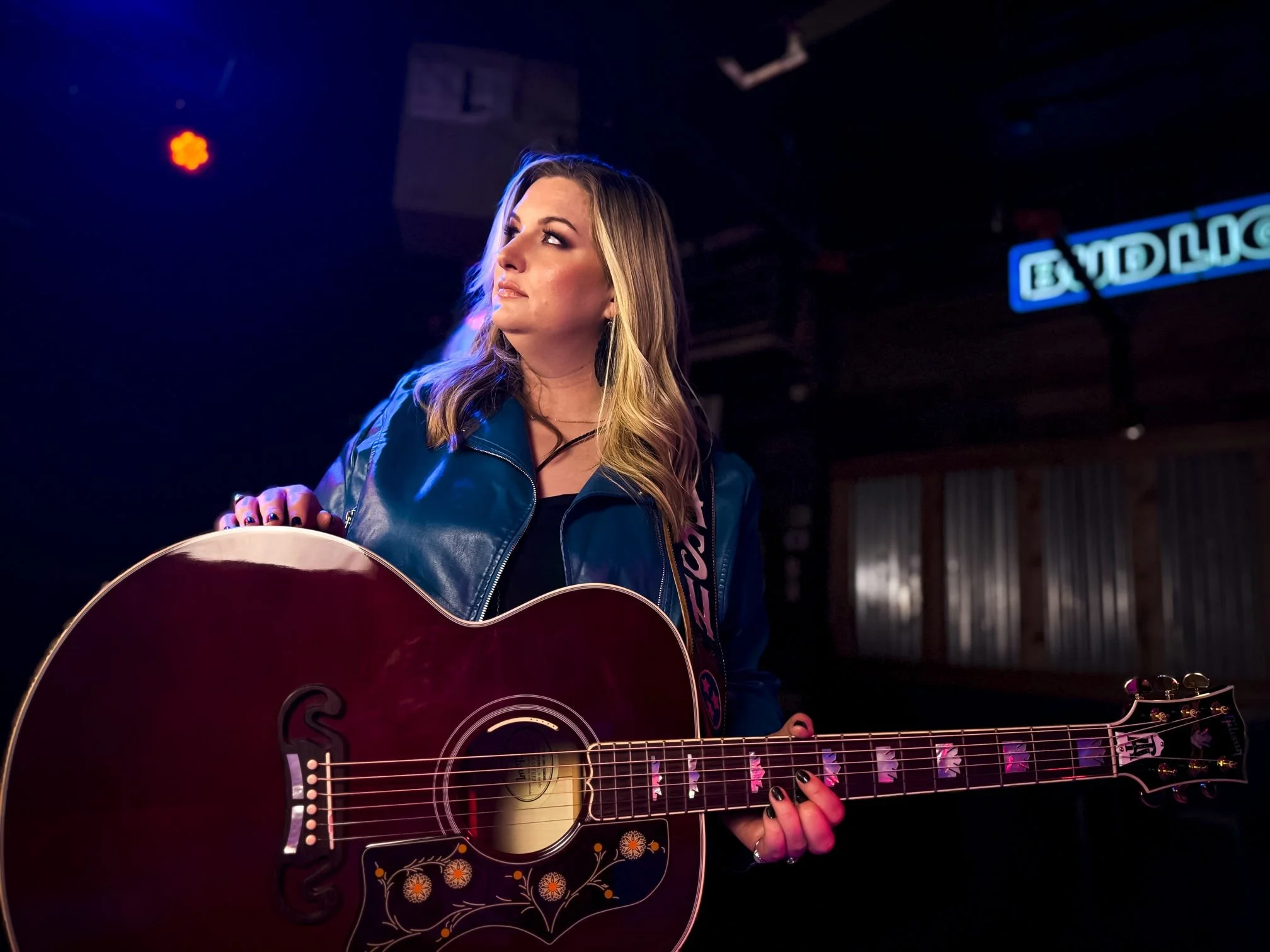 ASH TAYLOR | Official Website