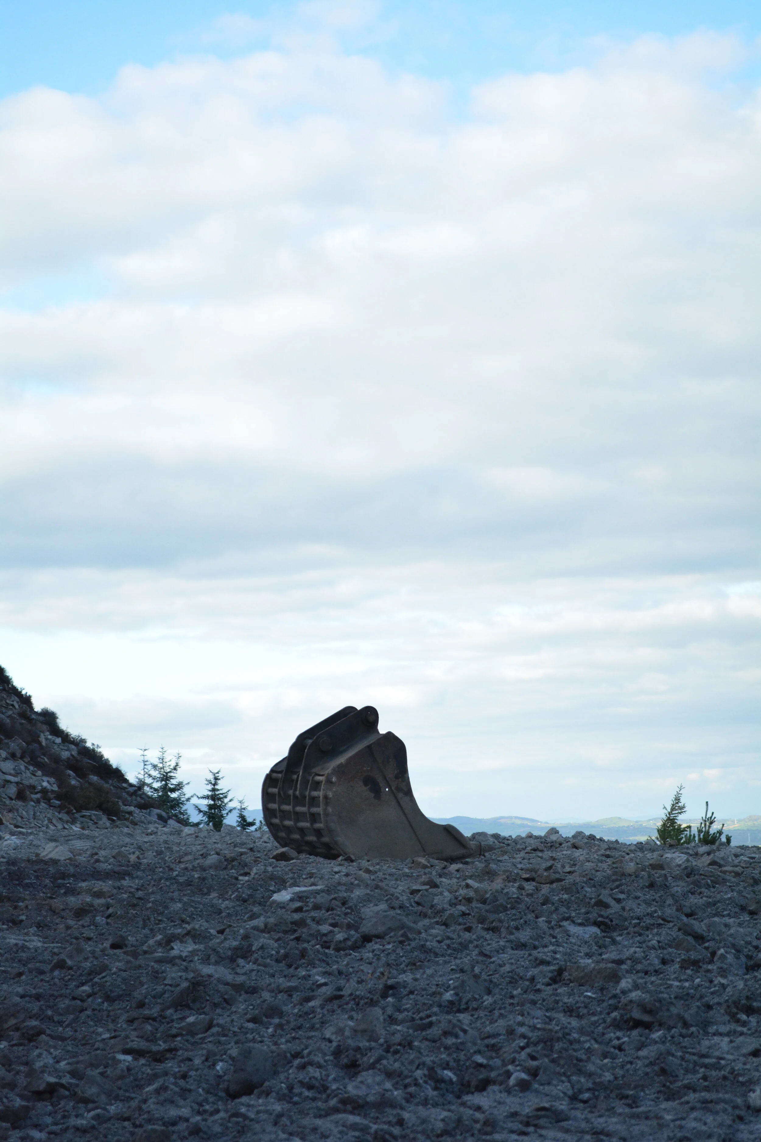 Fissure — SIMON KIDD