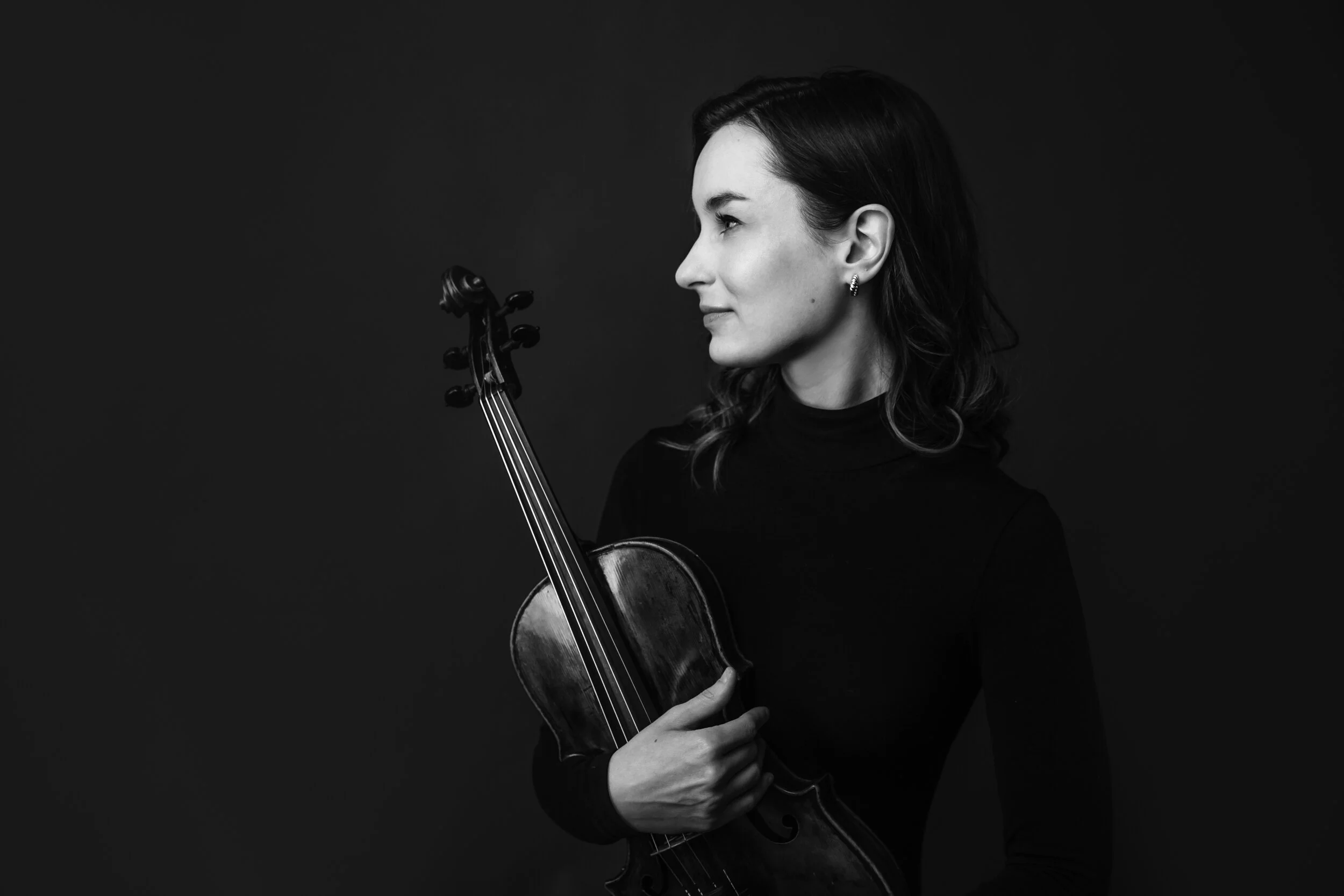 Bio — Leah Ferguson