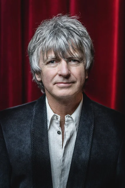 Biography — Neil Finn website