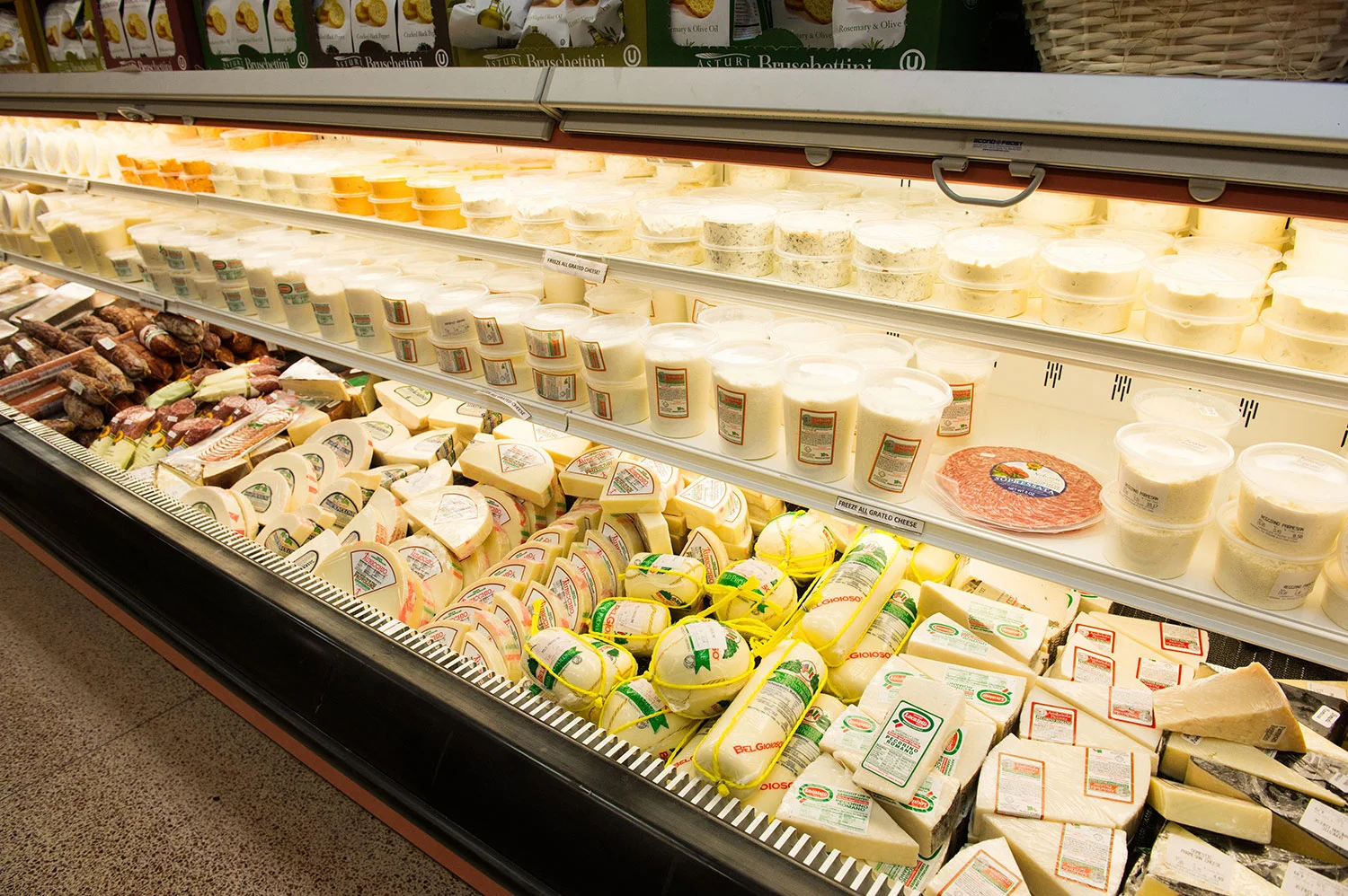 Gourmet Groceries — Leonard Labriola's Italian Market