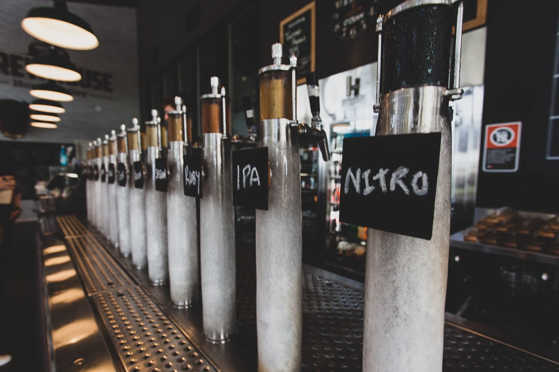 A Brief History of Beer in America | Alcohol Professor