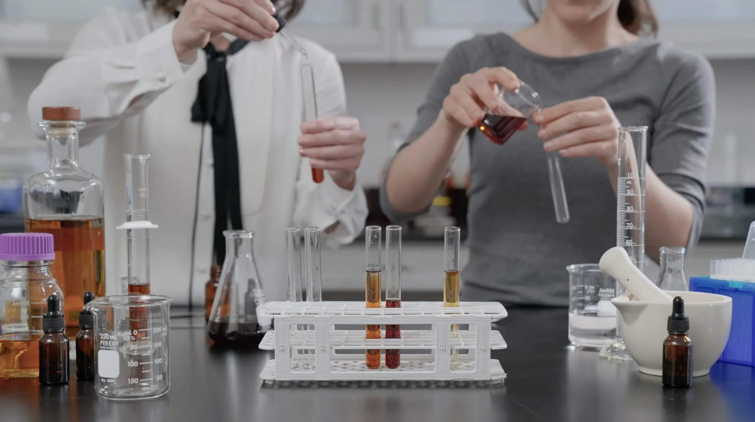 Whiskey from Lab to Bottle: Glyph's Molecular Spirits | Alcohol Professor