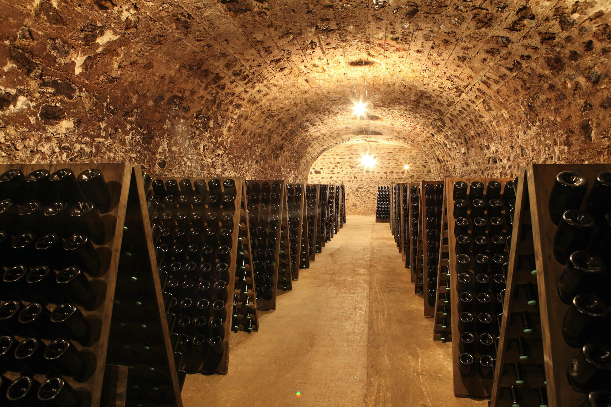 5 Things You Absolutely Need to Know about Champagne | Alcohol Professor