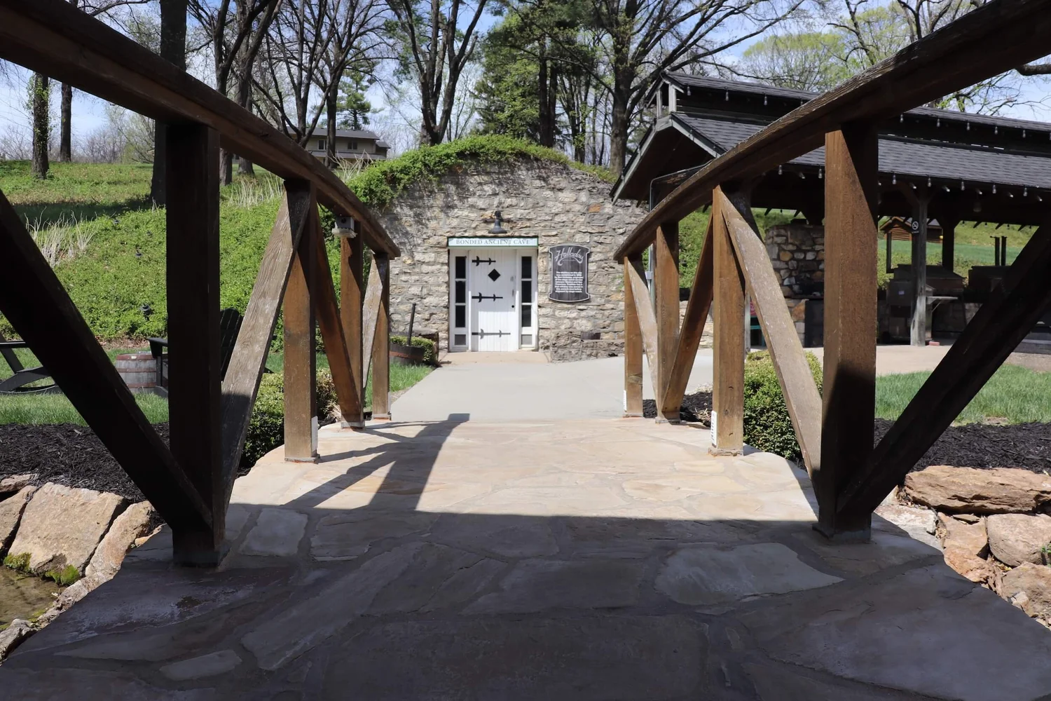 Field Trips: Holladay Distilling Company In Weston, Missouri | Alcohol ...