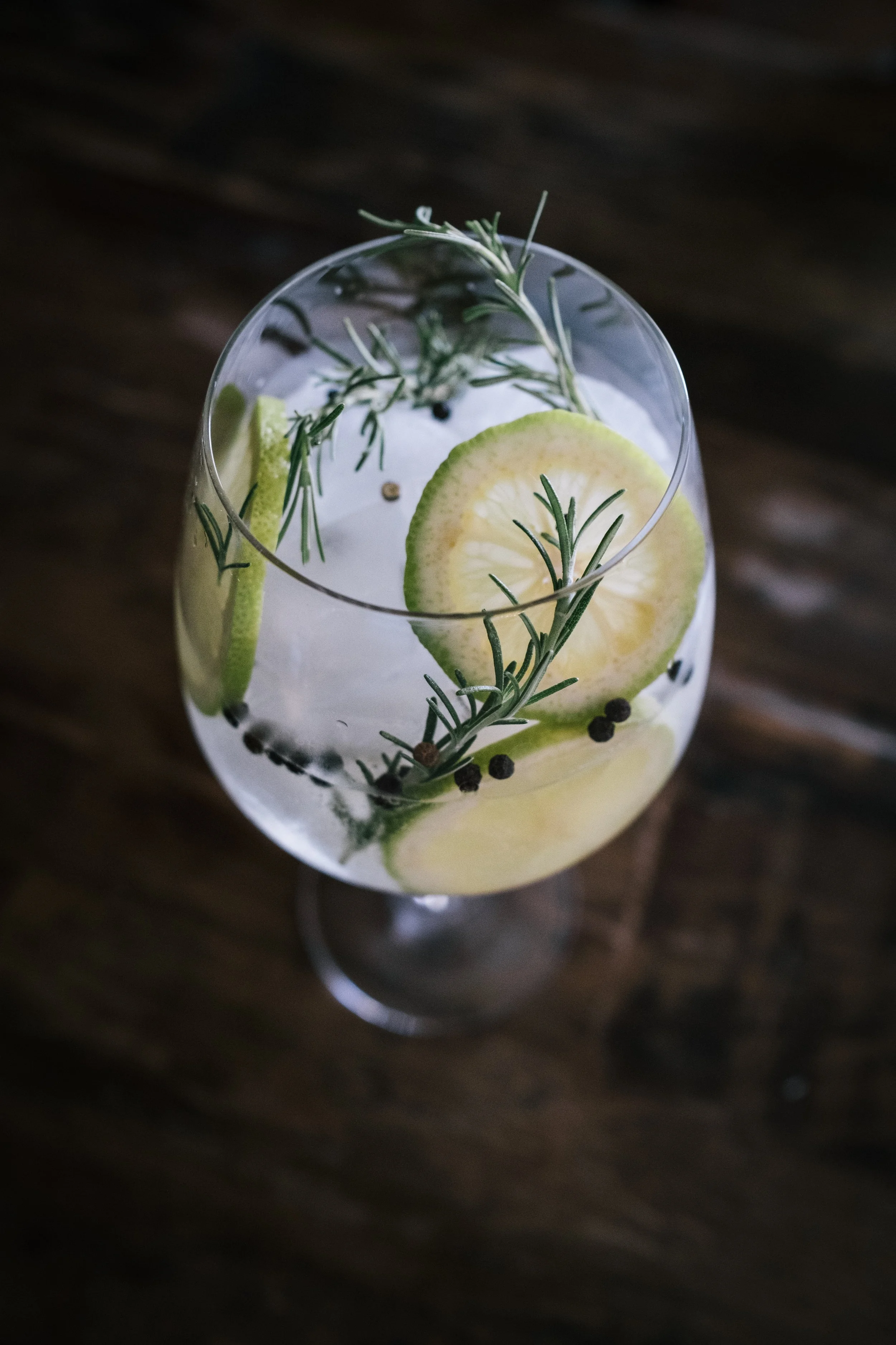 4 Reasons Why Italian Artisan Gin is on the Rise | Alcohol Professor