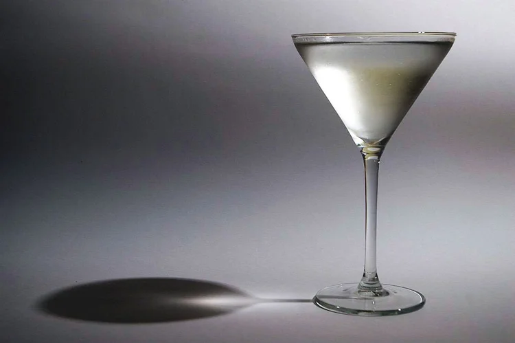 Drink Like a Libra: 6 Beverages for Flirt/Life Balance | Alcohol Professor