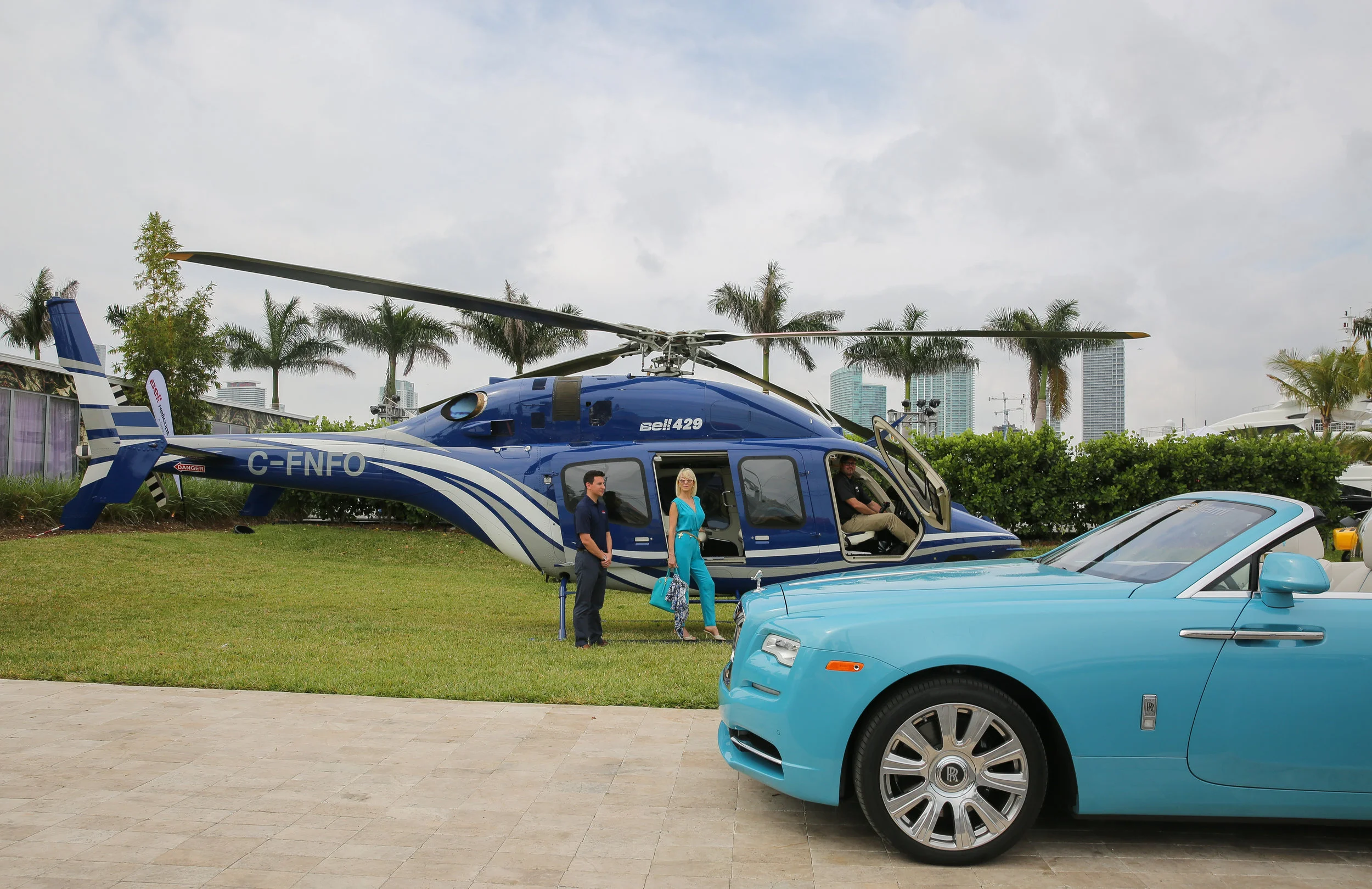 CONTACT — MALINKA MAX