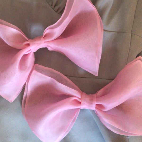 Giant Bow Pockets — Tuppence Ha'penny Vintage