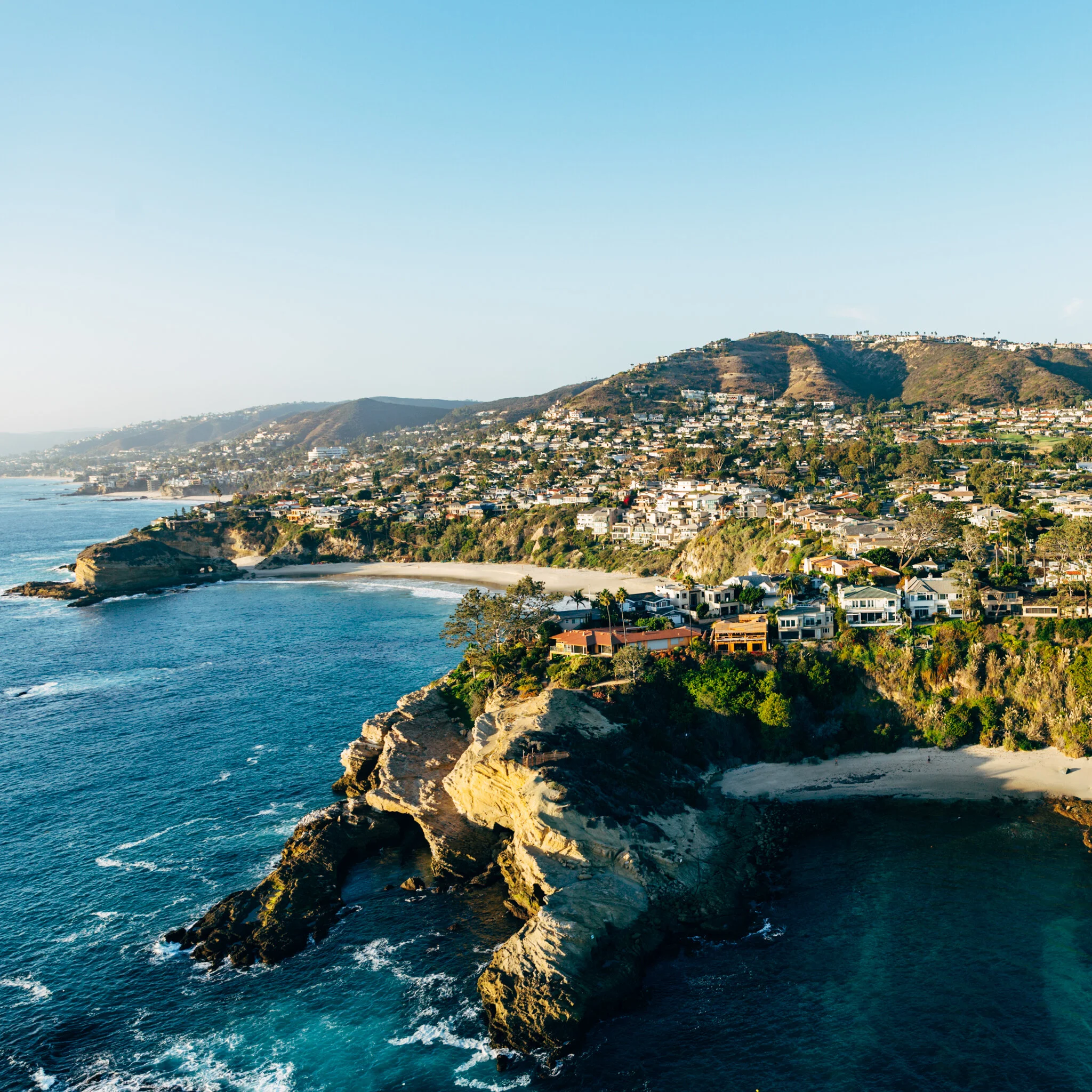 OC Triangle Helicopter Tour from John Wayne Airport — Rogue Aviation