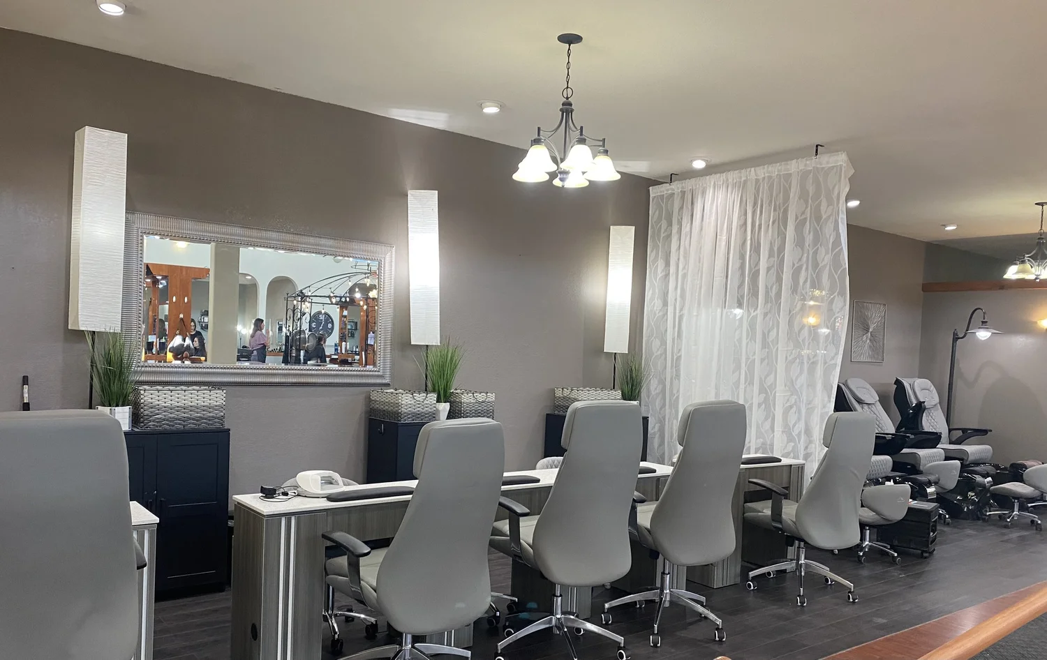 Salon Essentials | Manhattan, Kansas