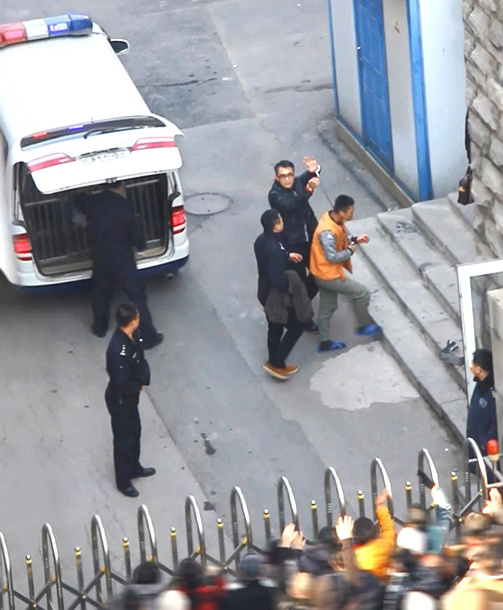 Chinese Entrepreneur Risks Life to Expose Persecution in China ...