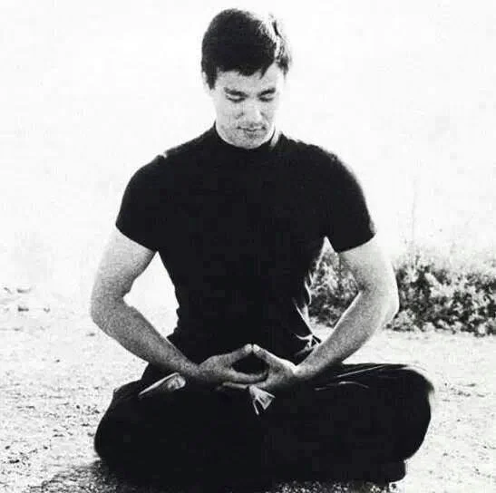 Bruce Lee and...Jennifer Zeng Meditating 打坐 — Jennifer's World