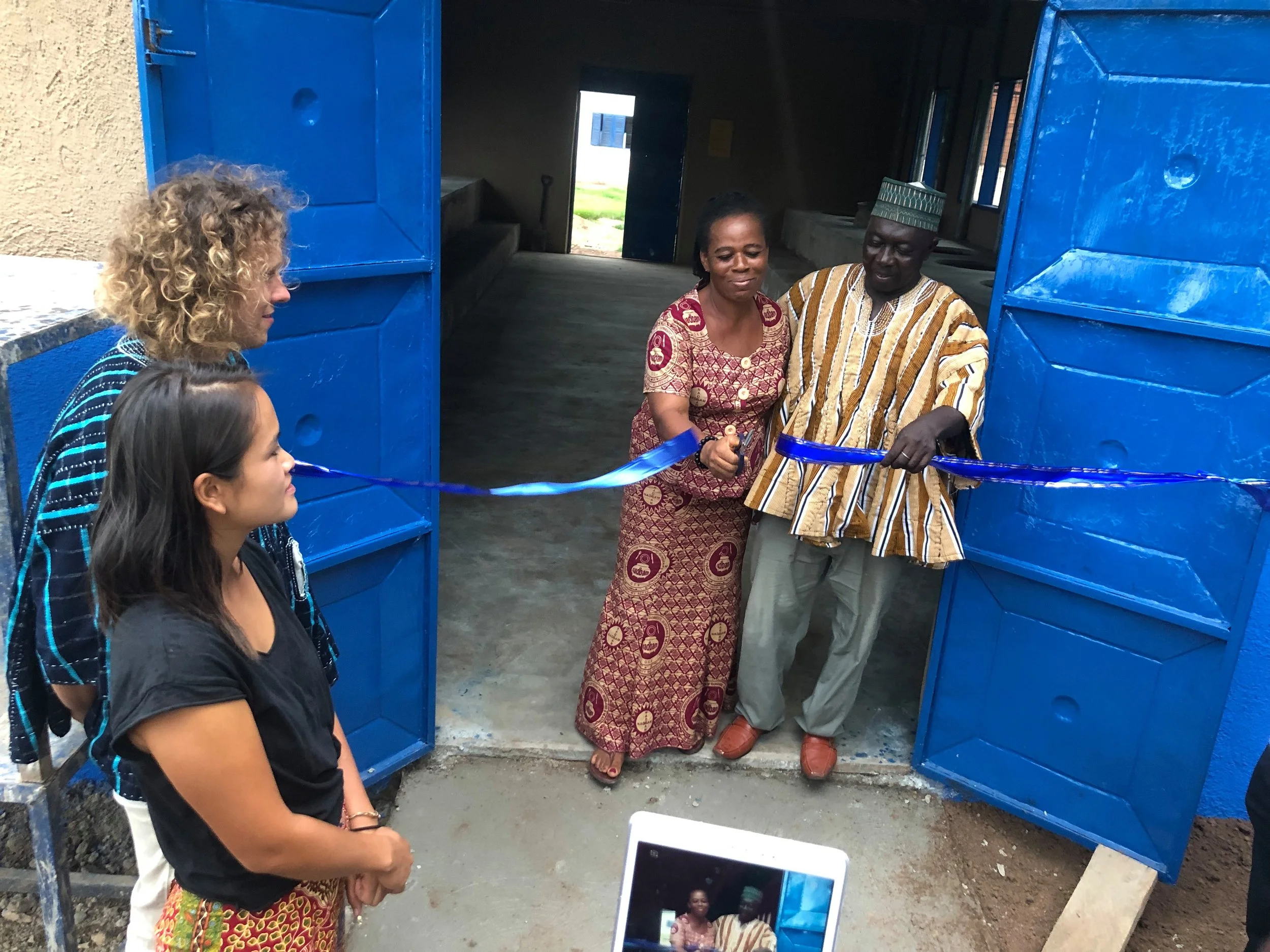 Officially open: The new kitchen building in Wulugu! — EWB SWE