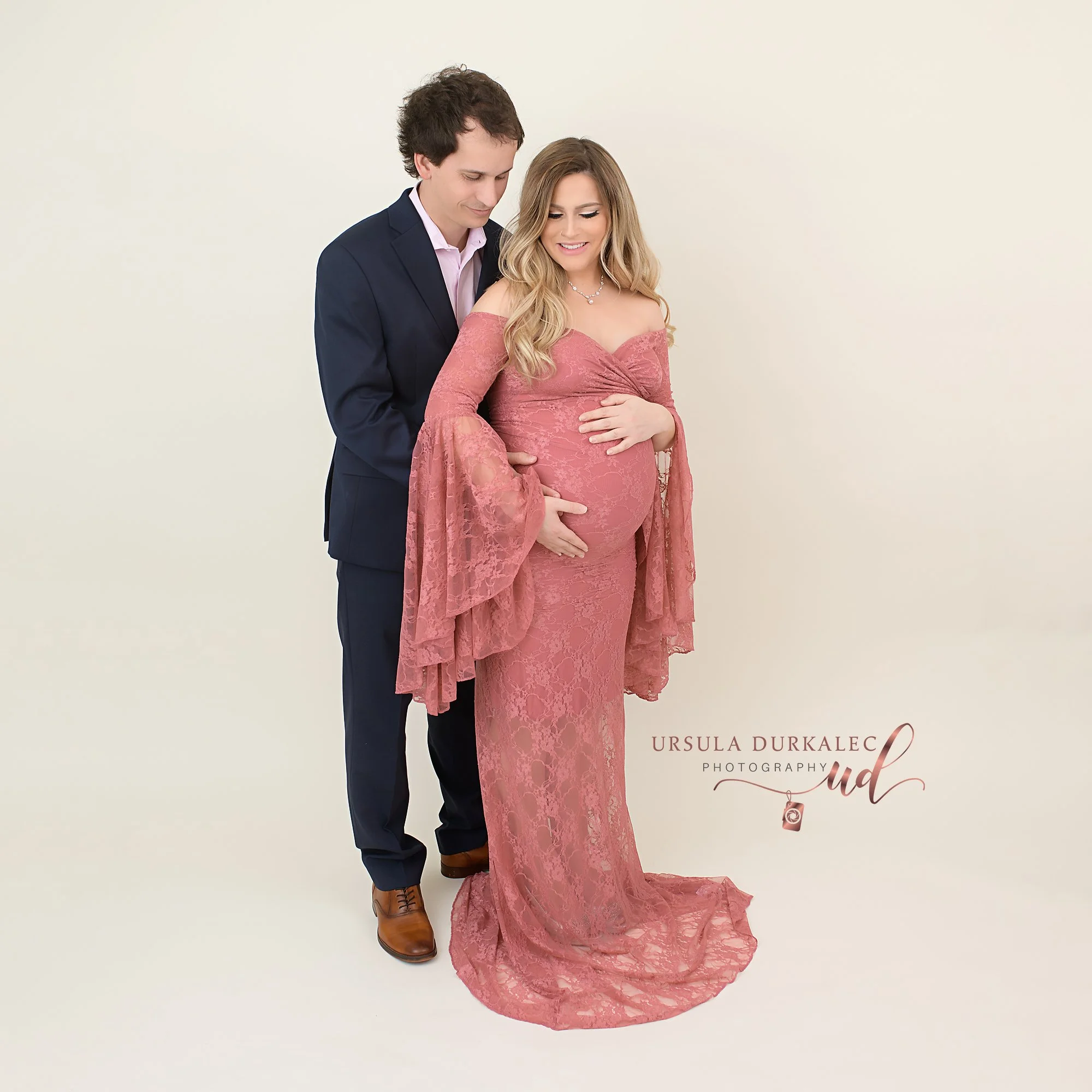 Toledo Studio Maternity Photo Sessions — Toledo Newborn Photographer ...