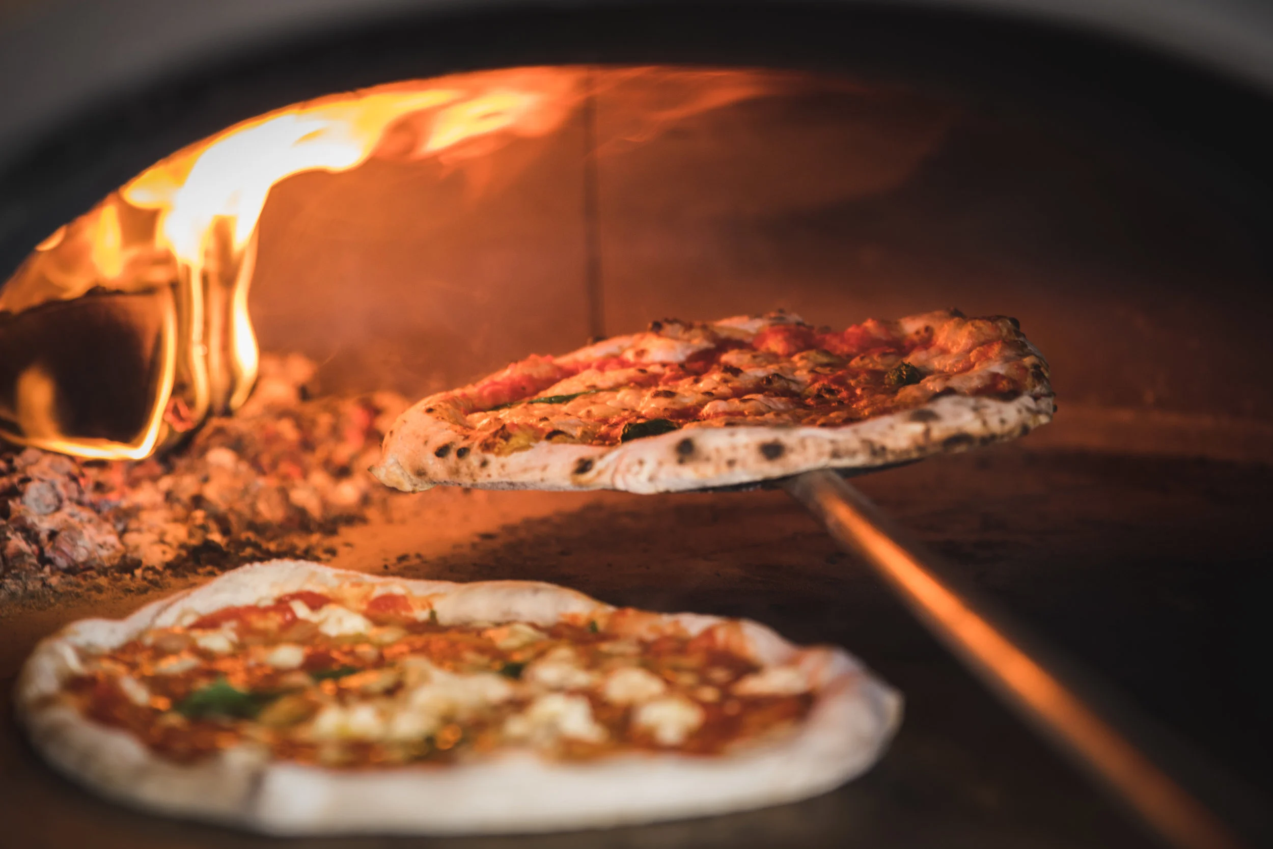 Freewheelin' — Mobile Pizza Van