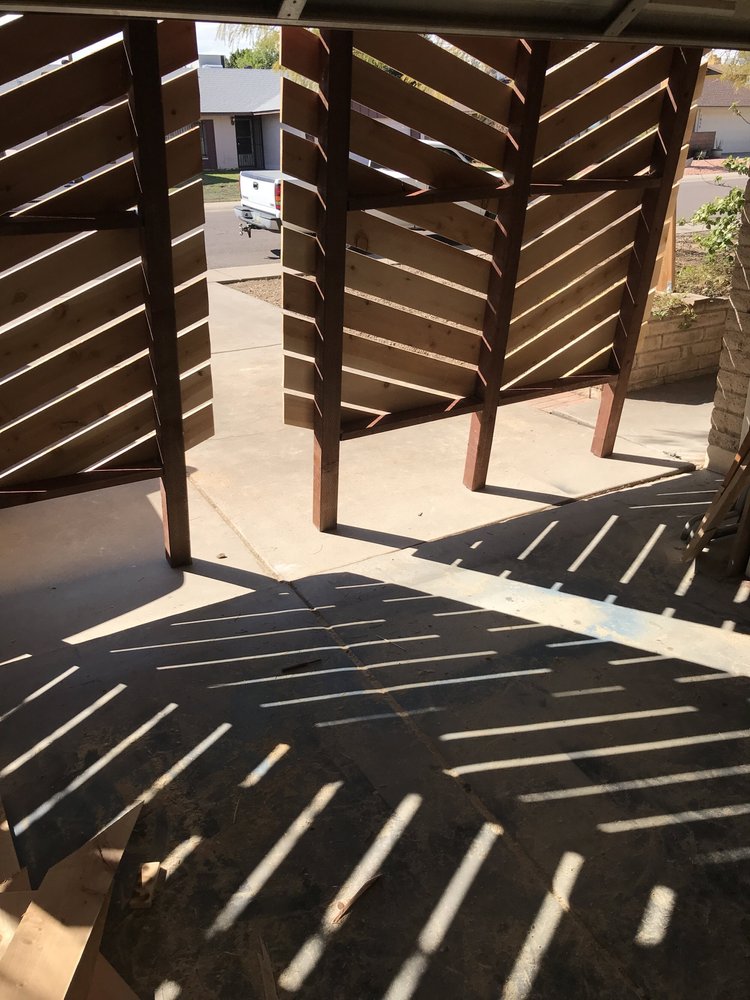 DIY Outdoor Privacy Screens — the Awesome Orange