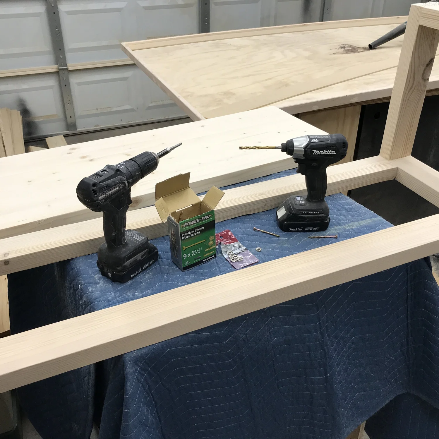 Modern Shiplap Hall Tree Bench — the Awesome Orange
