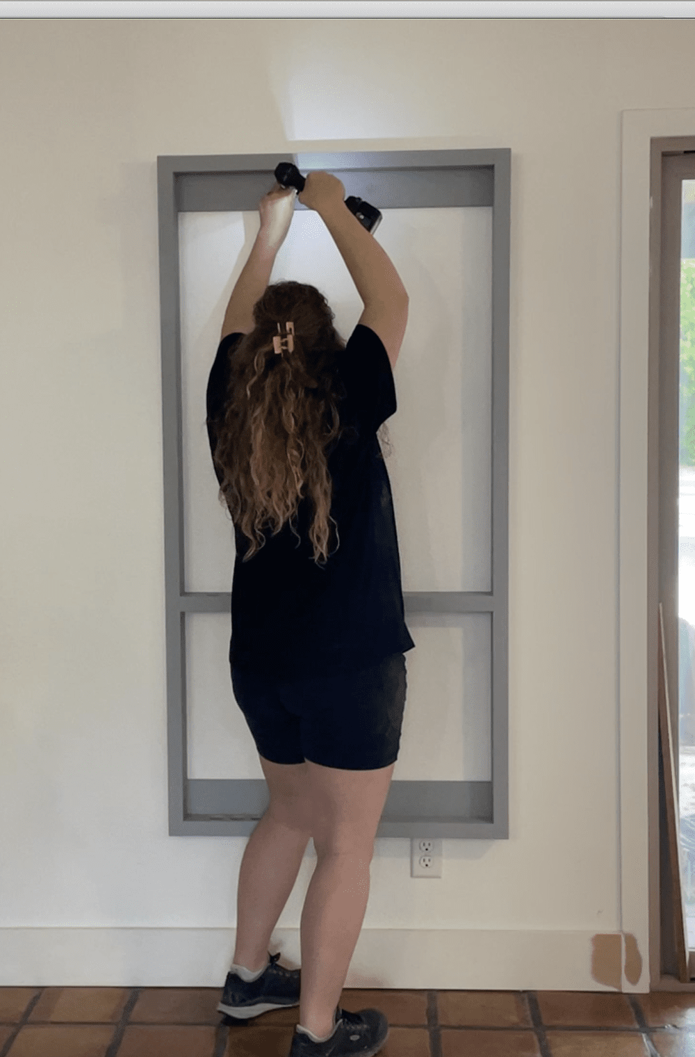 DIY Floating Pool Cue Holder — the Awesome Orange
