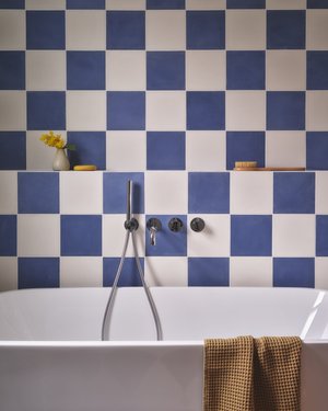 Ivydale Road — LIZZIE GREEN