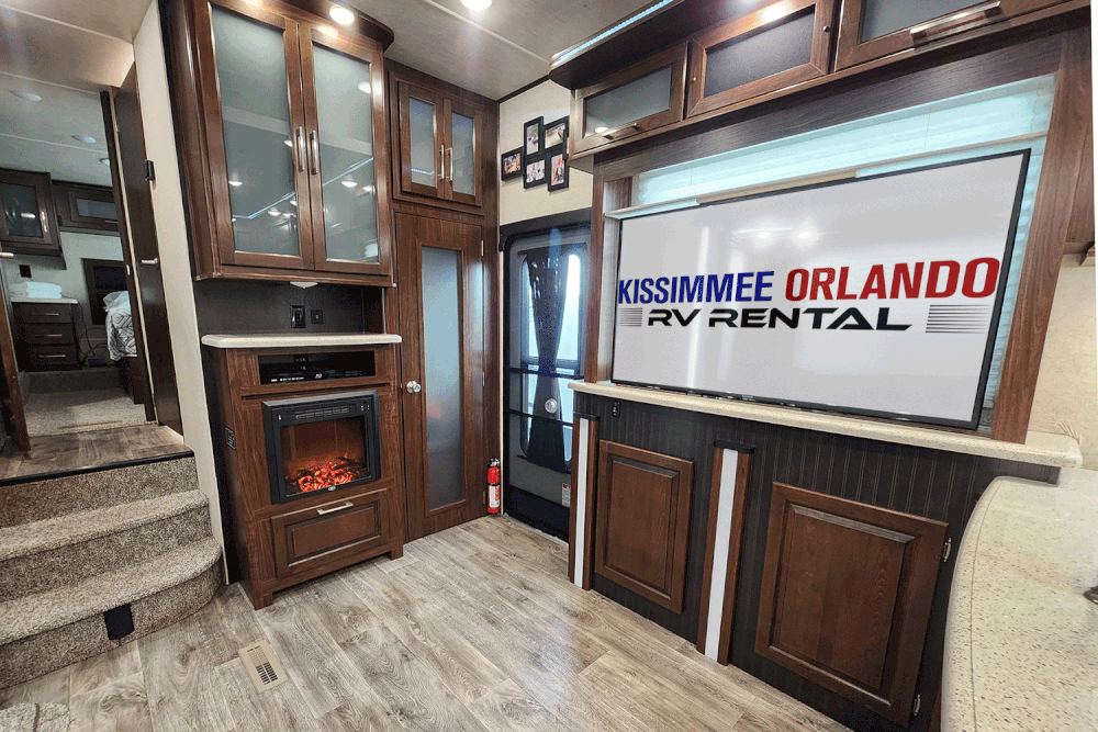 45 ft Cyclone Fifth Wheel Trailer | Kissimmee Orlando RV Rental