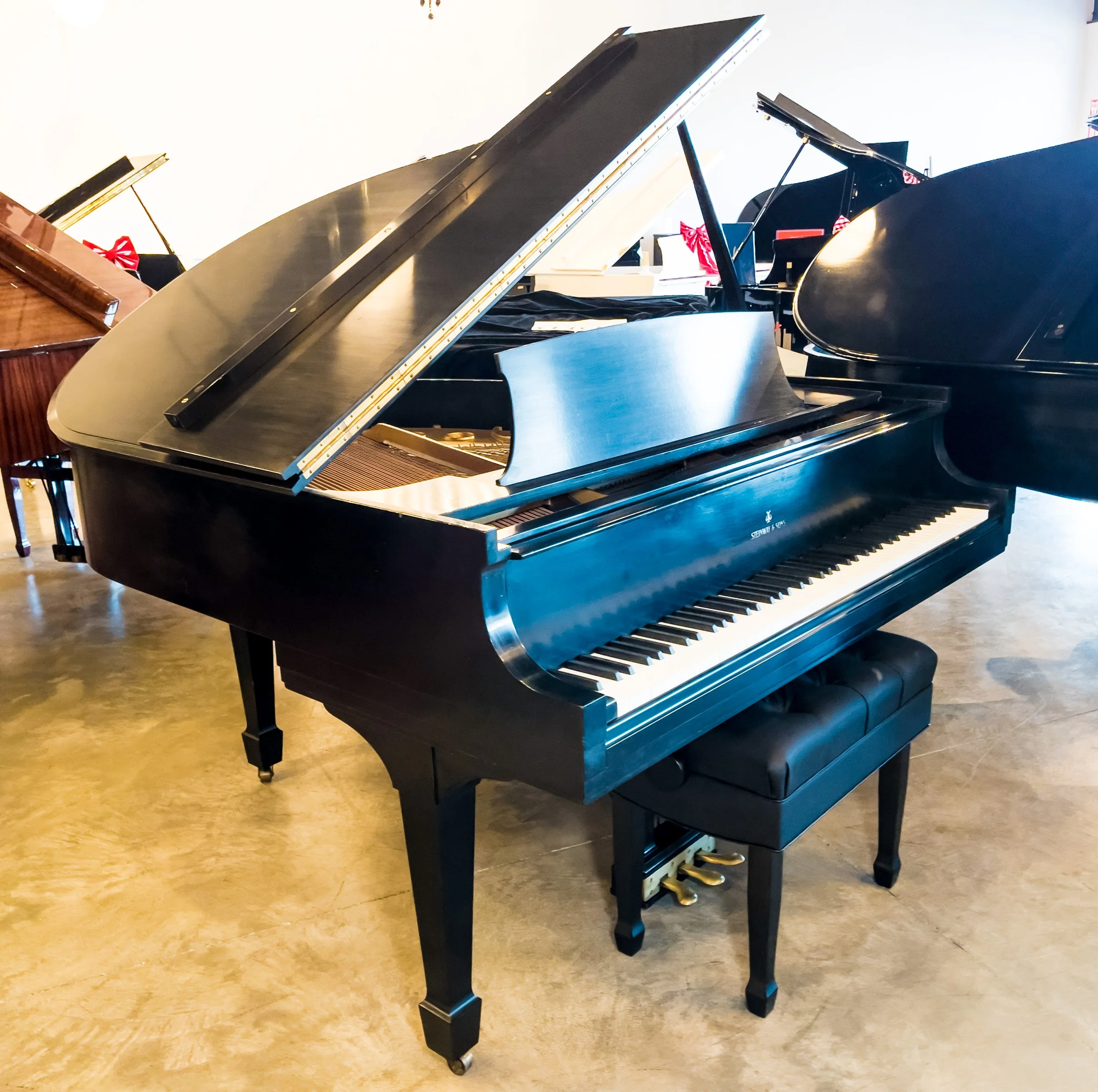 Pre-Owned & Used Steinway Pianos Pittsburgh — Fort Pitt Piano Company
