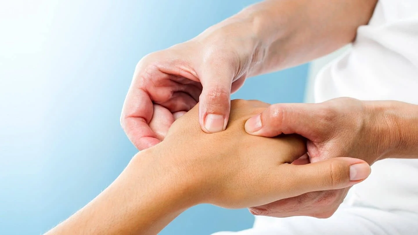 Hand and Wrist Therapy Clinic — Group23 Sports Medicine