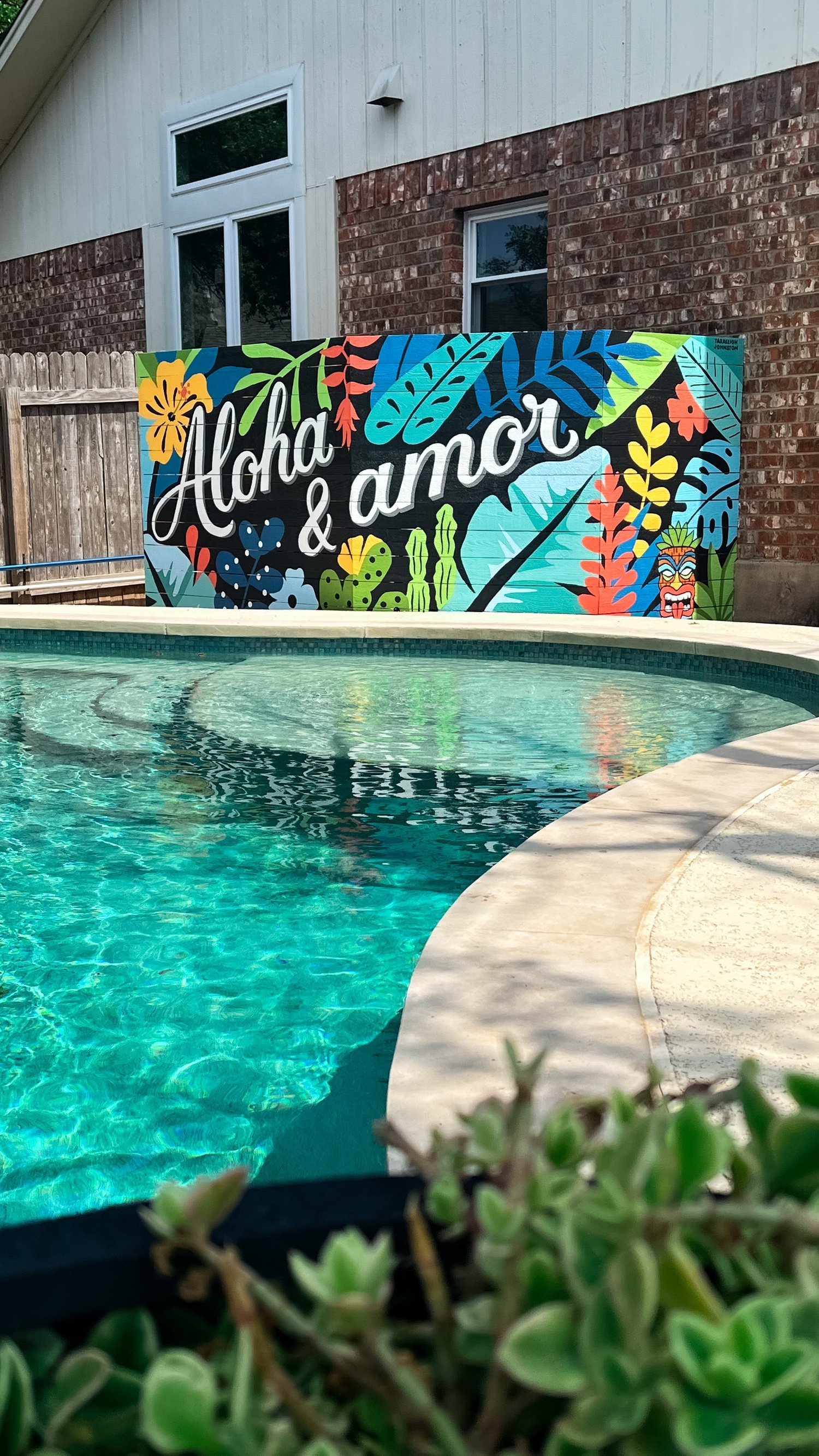 Tara Johnston-RESIDENTIAL POOL MURAL