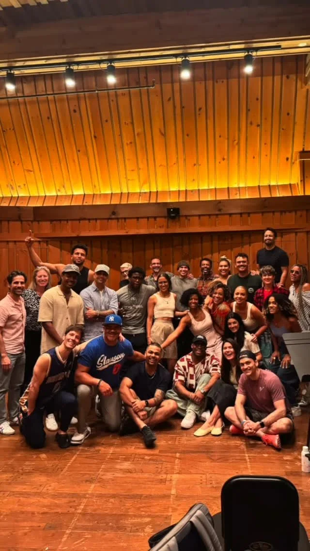 Biography — JON RUA