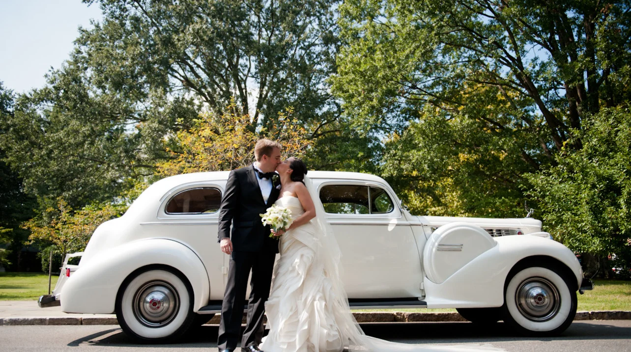 Wedding Transportation, Charlottesville Wedding Bus, Wedding Limo ...