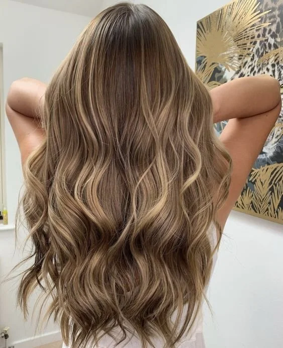 Bronde Hair Guide 2023: Mastering the Perfect Blend of Blonde ...