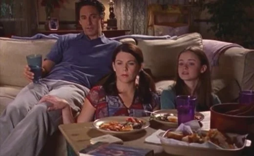Embracing the Aesthetic: How 'Gilmore Girls' Perfectly Captures the ...