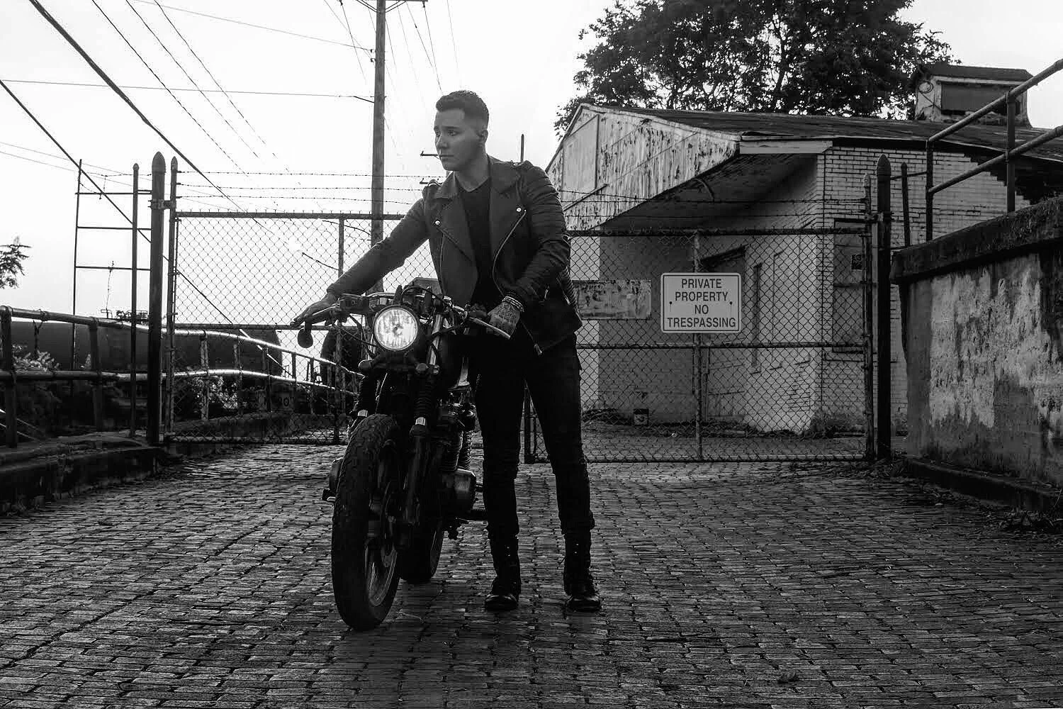 Bio — Carter Winter