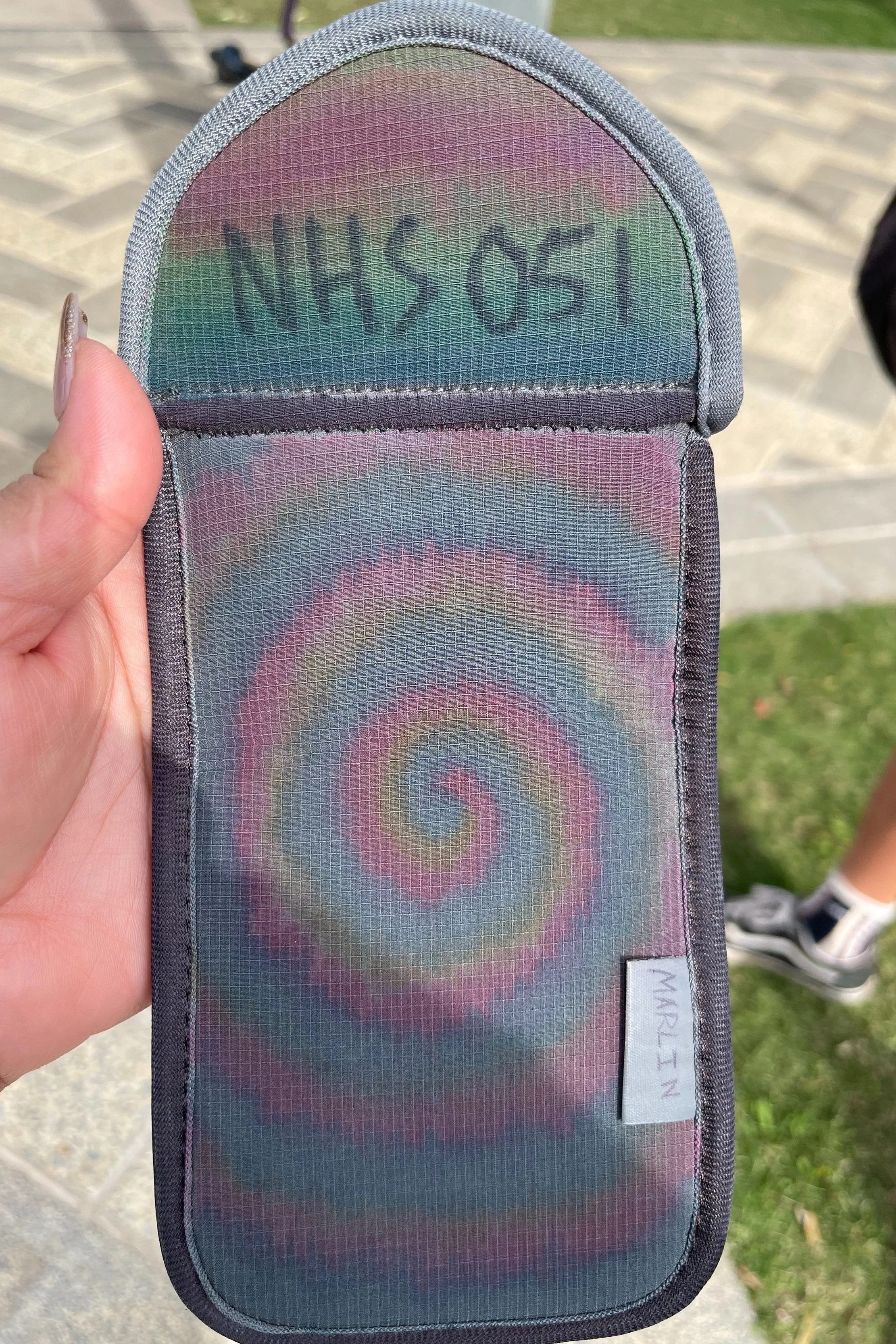 Student Pouch Artwork — Yondr