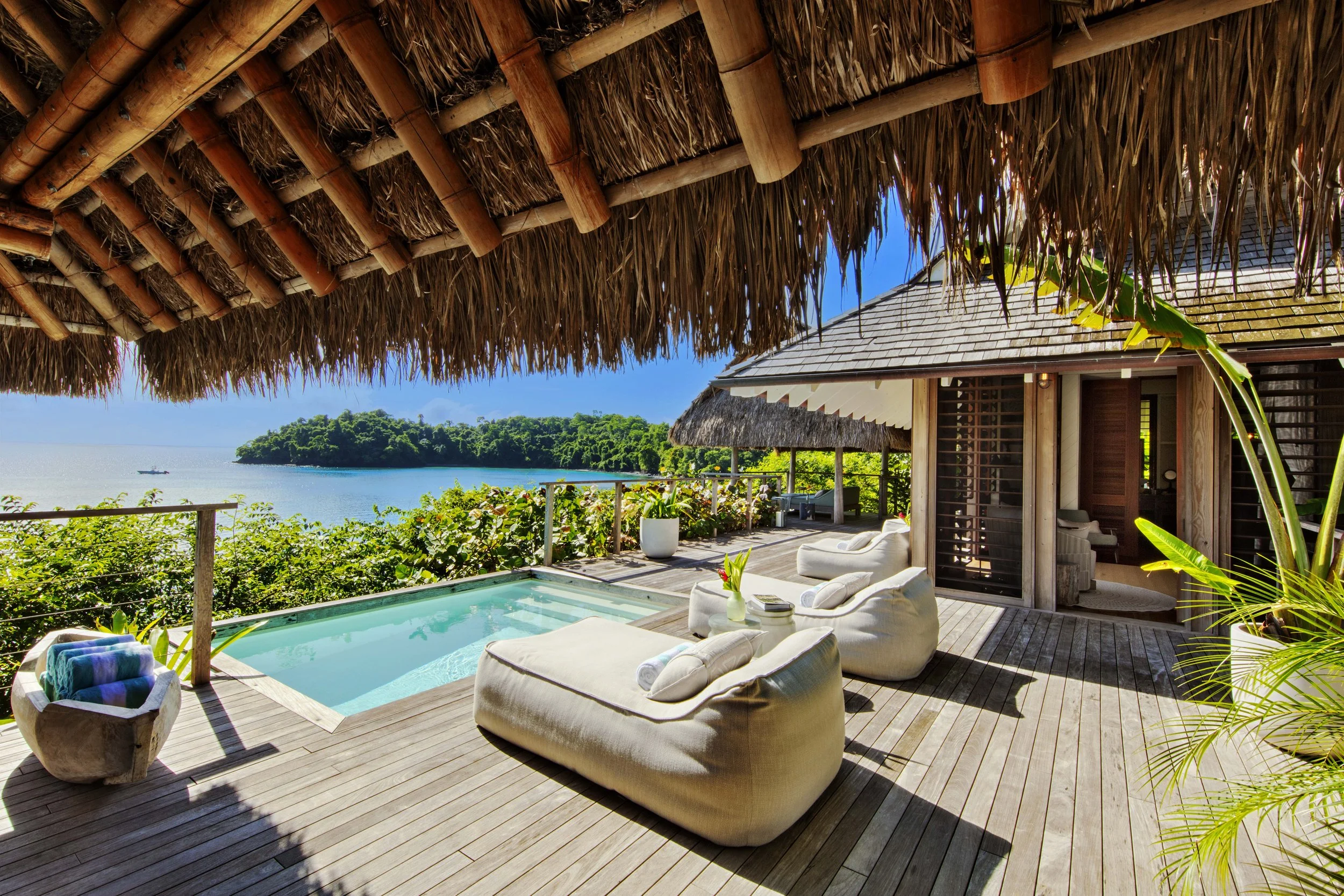 Islas Secas, un paraíso privado de 14 islas volcánicas en la costa del ...